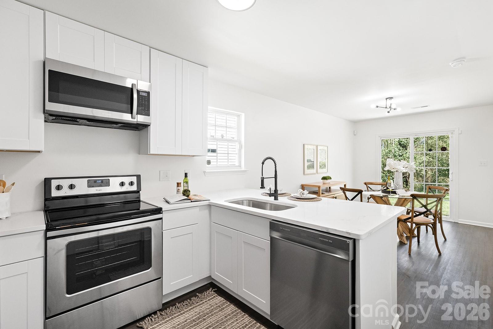 913 Tennyson Drive, Charlotte, NC - photo 15 of 25