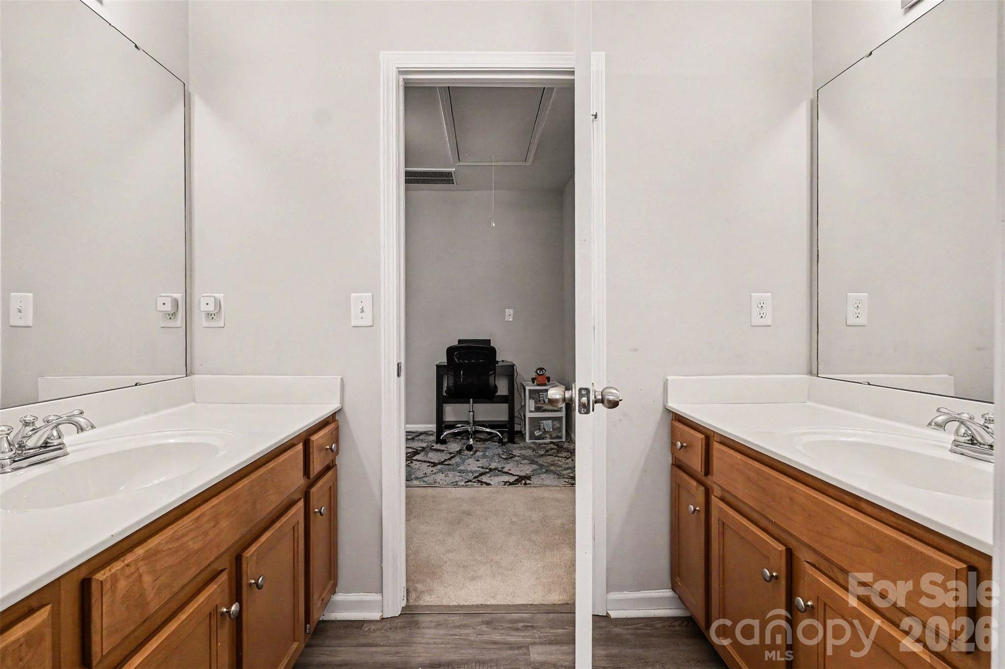 10103 Caldwell Forest Drive, Charlotte, NC - photo 27 of 35