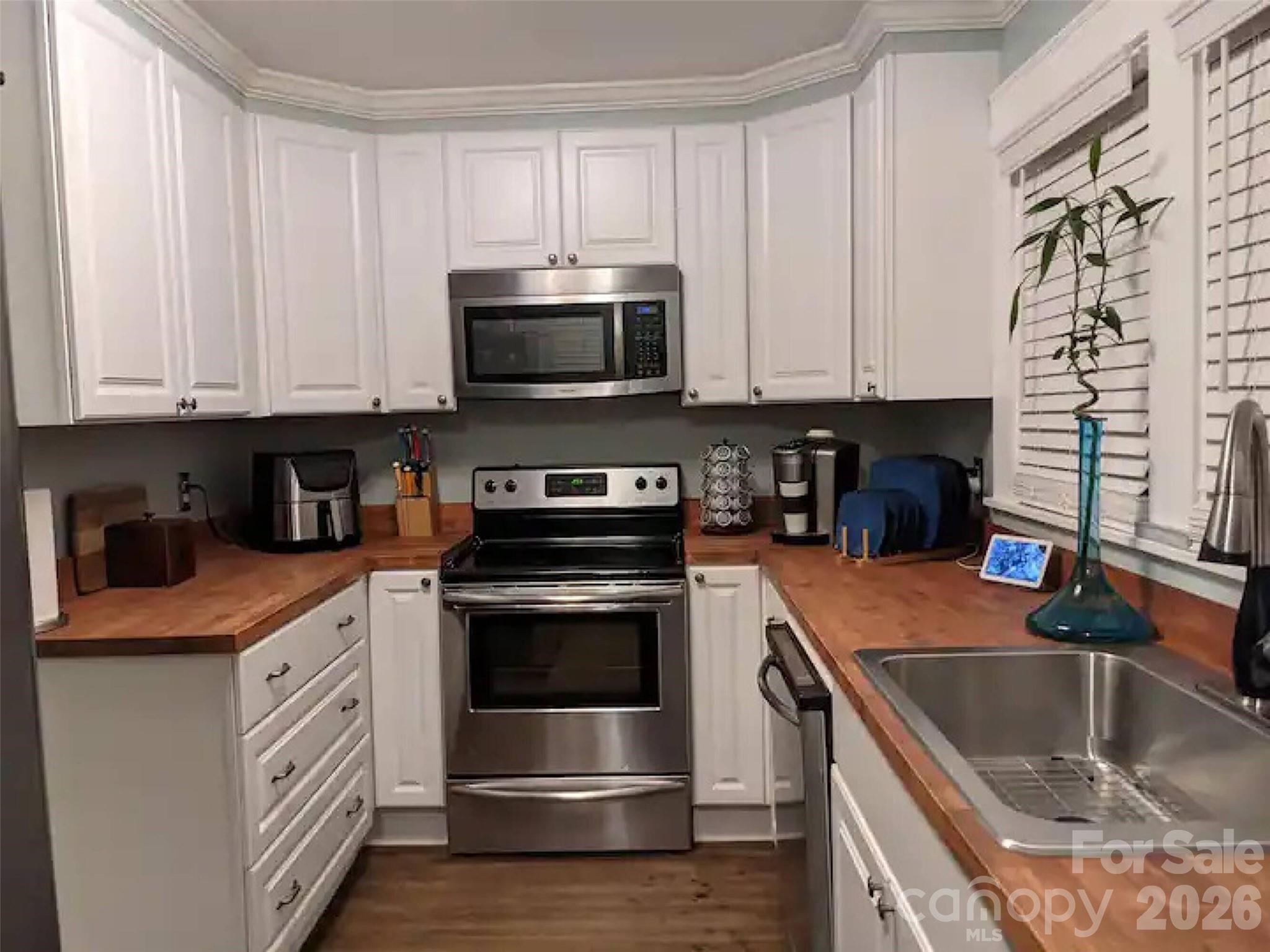 Photo 37 of 4033 W Tyvola Road, Charlotte, NC