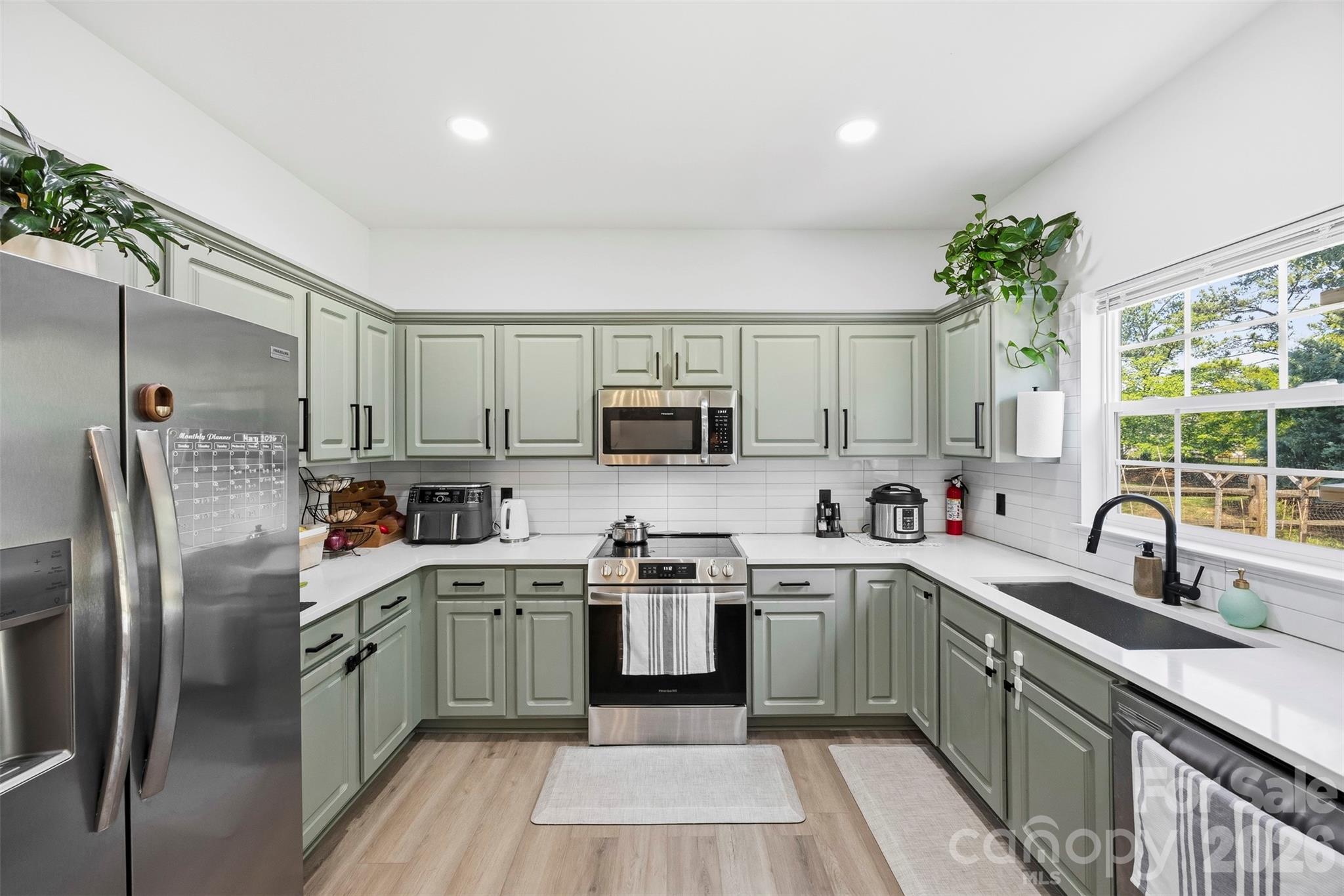 6058 Ironwood Court, Harrisburg, NC - photo 11 of 39