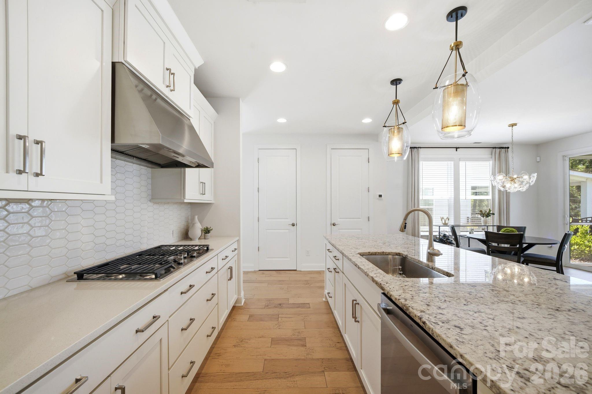 Photo 8 of 6008 Corbin Woods Court, Charlotte, NC