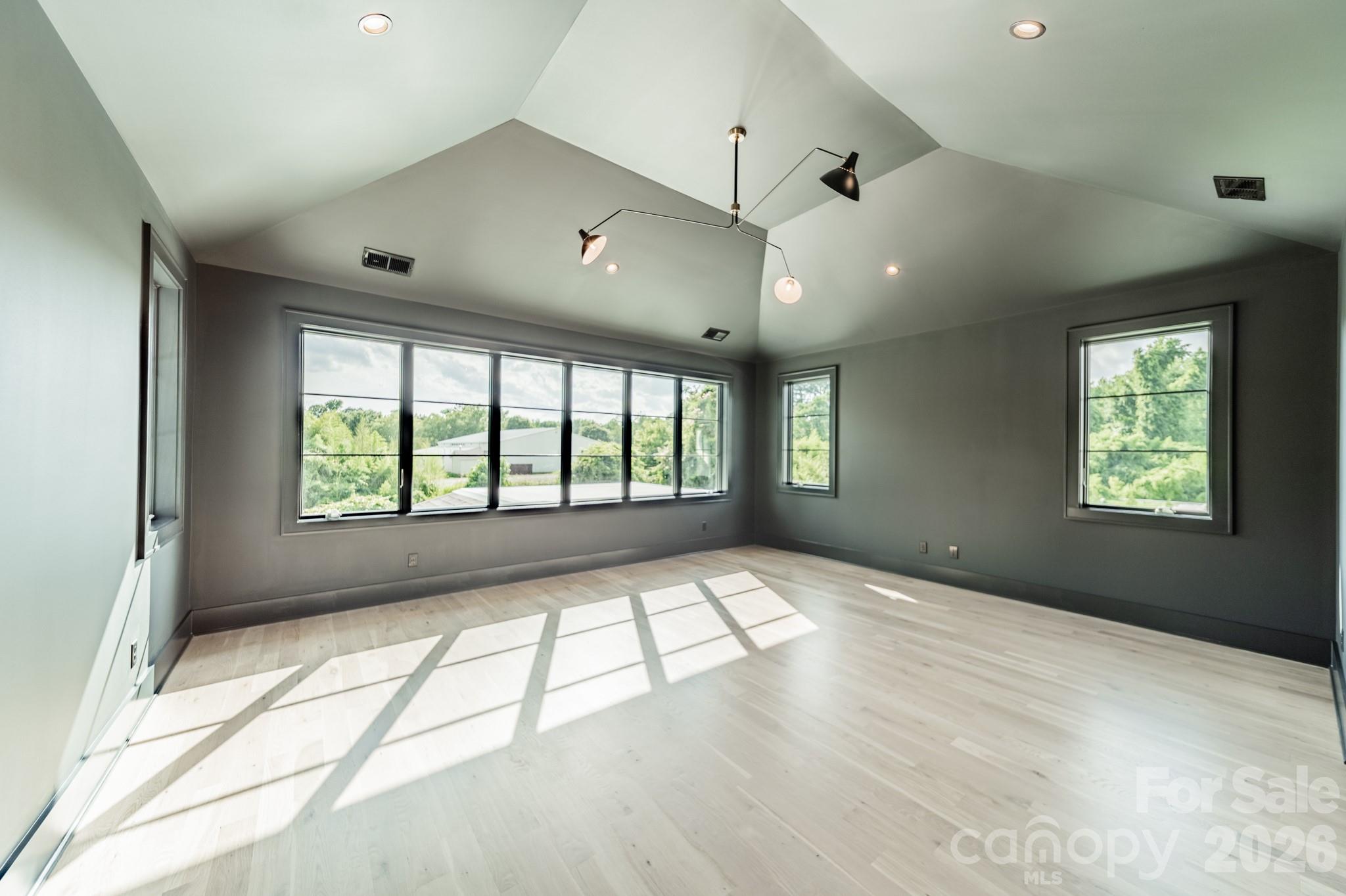 Photo 37 of 8022 Litaker Manor Court, Charlotte, NC