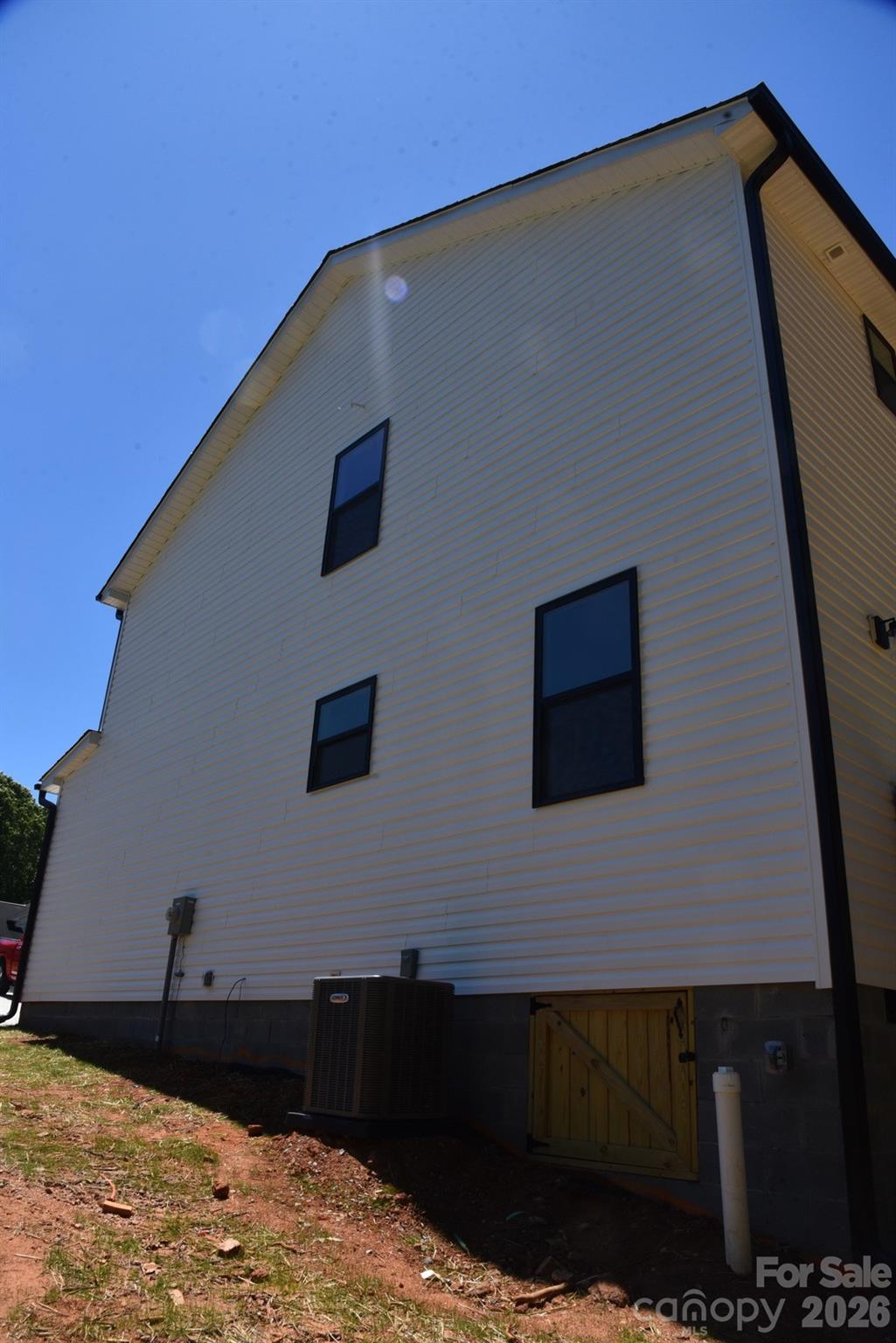 1134 Lyndsey Brooke Court, Lincolnton, NC - photo 4 of 42