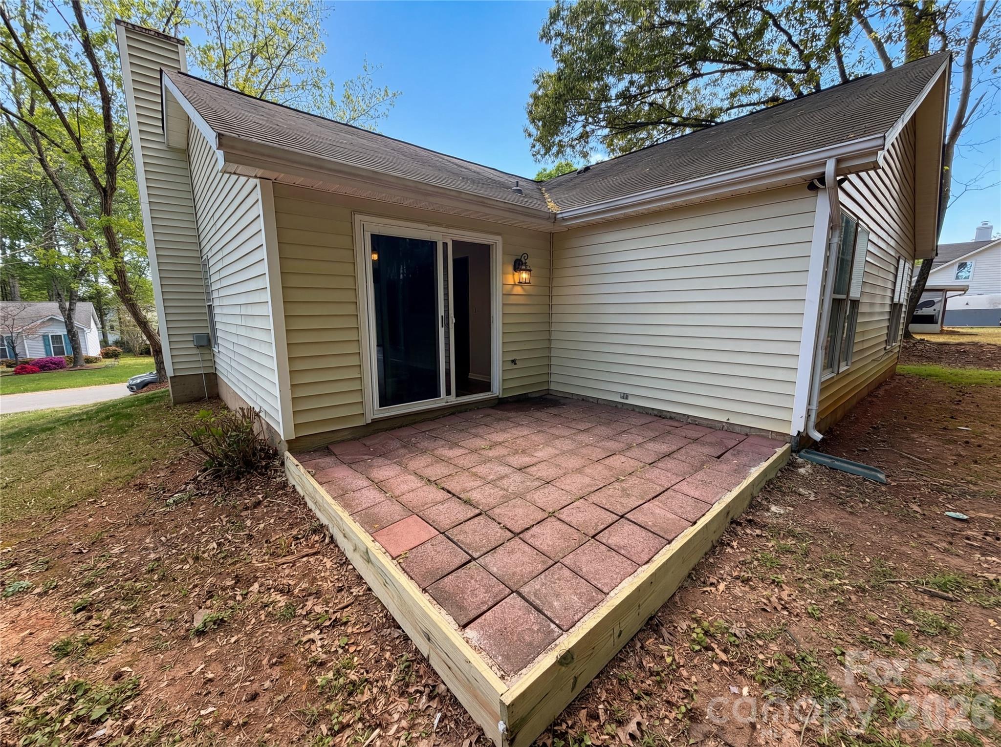 Photo 16 of 2324 Valleyview Drive, Charlotte, NC