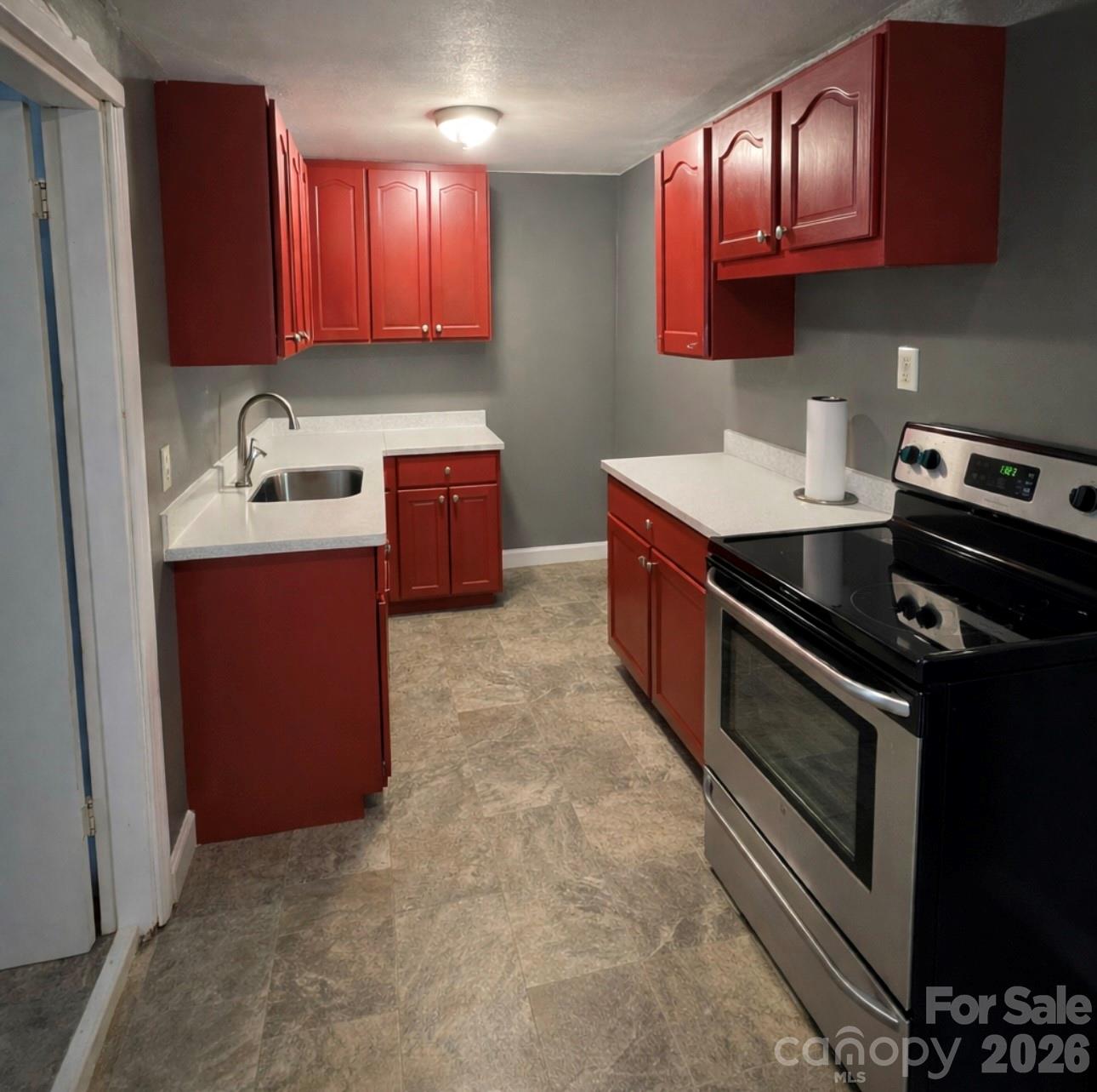 Photo 4 of 214 Oregon Street, Charlotte, NC