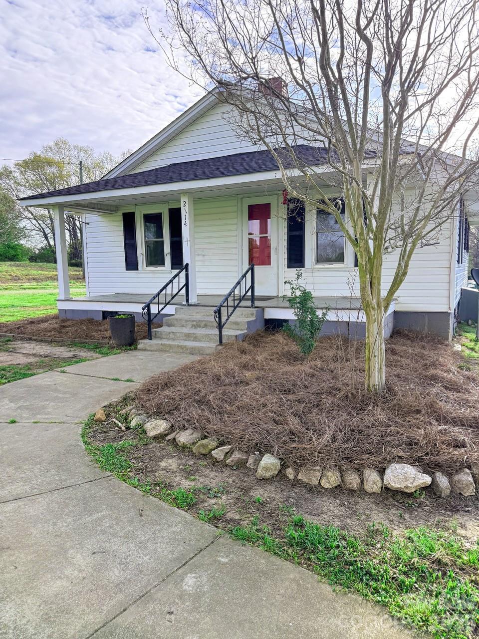 2114 Shelby Highway, Blacksburg, SC - photo 2 of 13