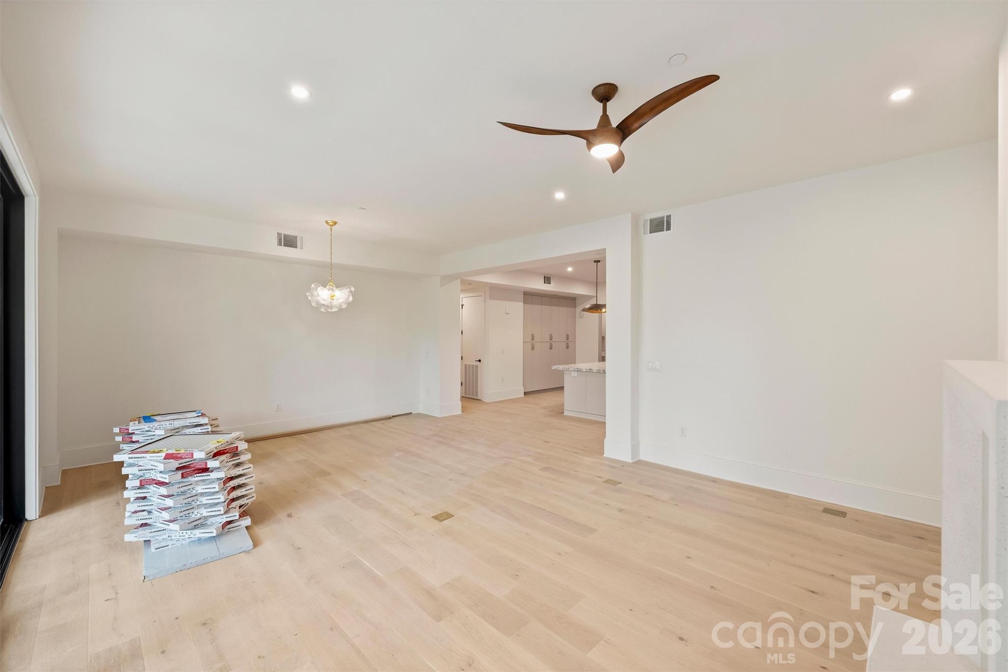 Photo 18 of 409 Queens Road201, Charlotte, NC