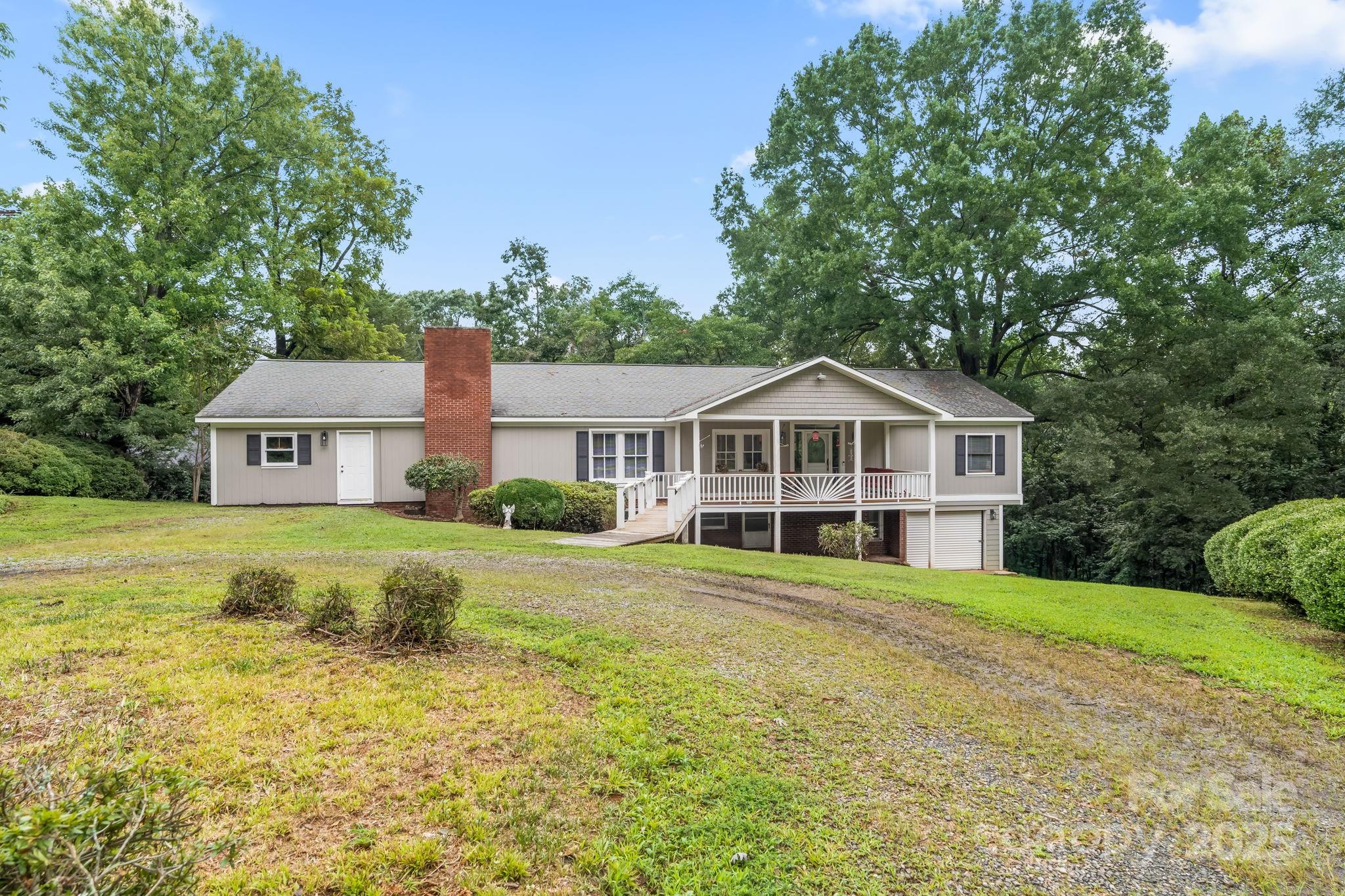 156 Brooks Street, Troutman, NC
