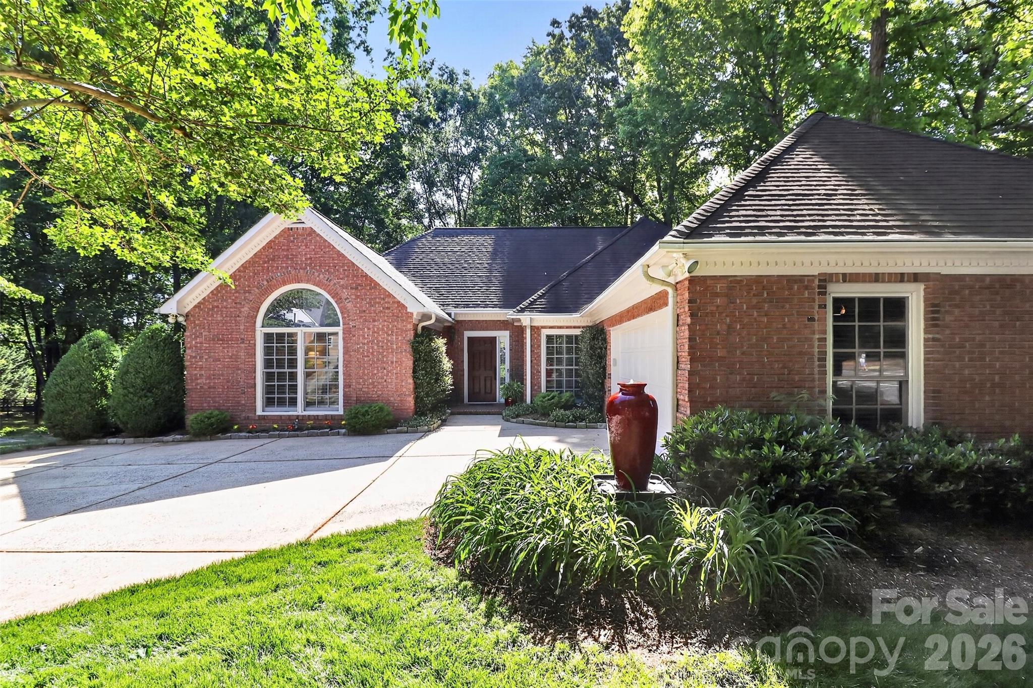 8902 Taunton Drive, Huntersville, NC