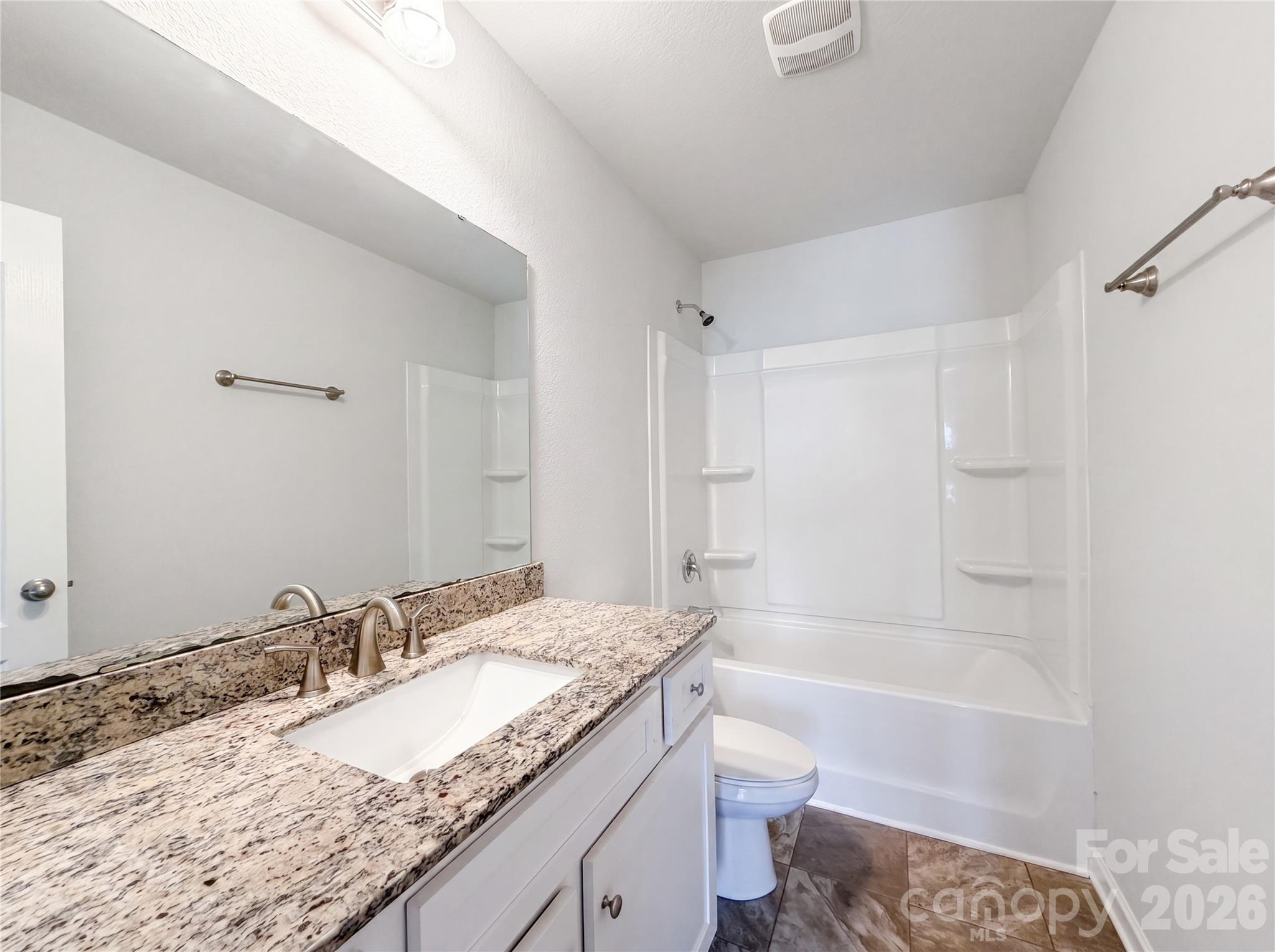 Photo 15 of 4034 Rosfield Drive, Charlotte, NC