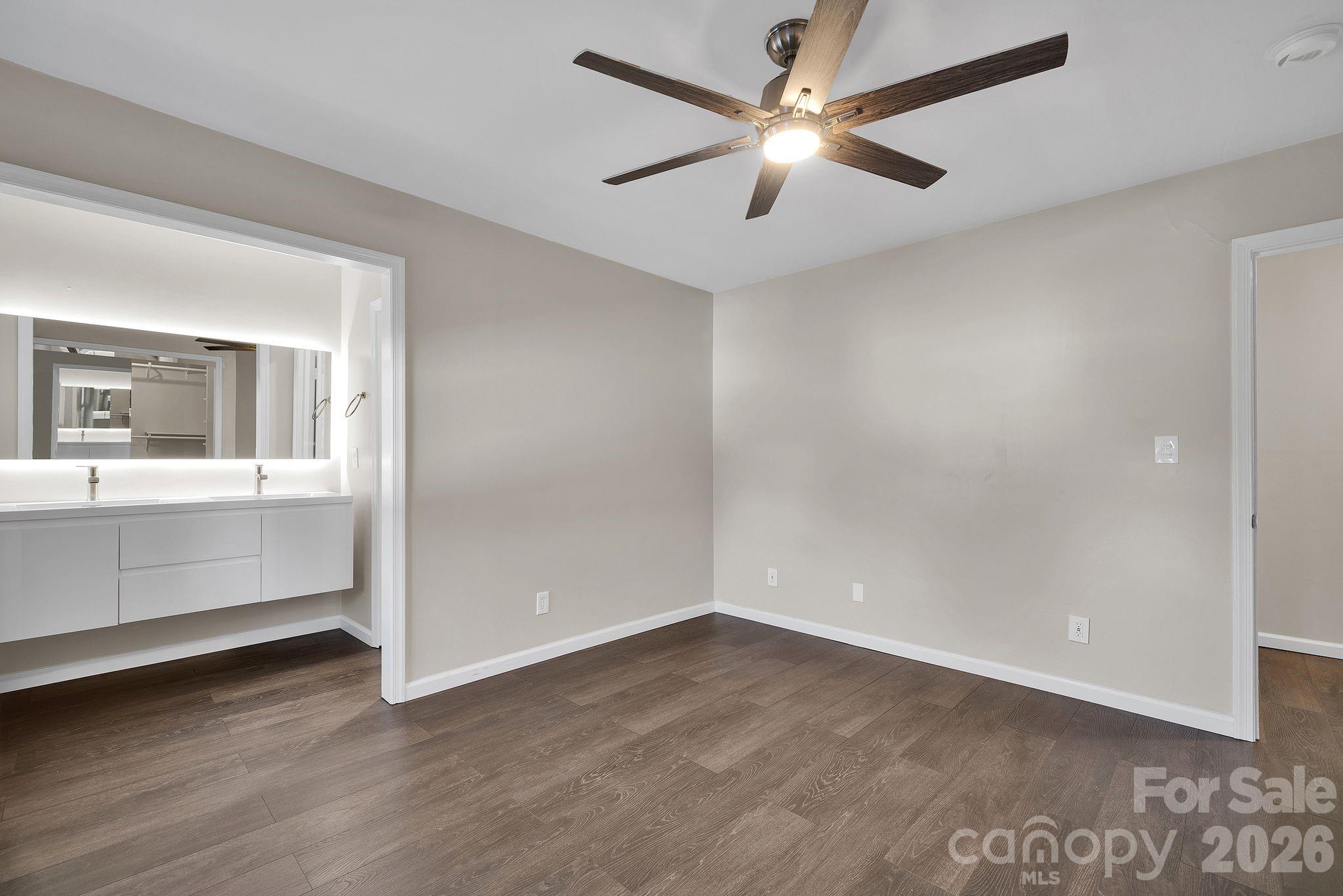 Photo 18 of 8308 Knights Bridge Road, Charlotte, NC