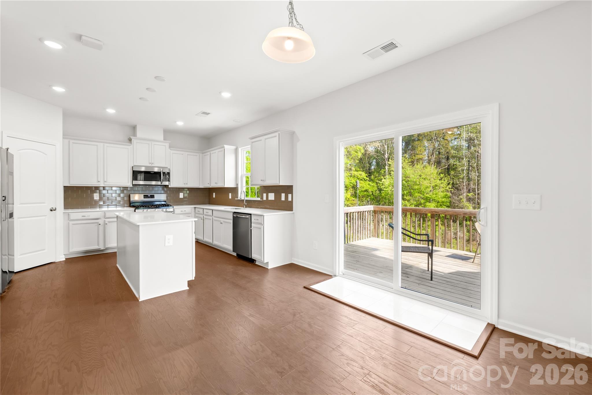 Photo 11 of 1072 Willow Bend Drive, Fort Mill, SC