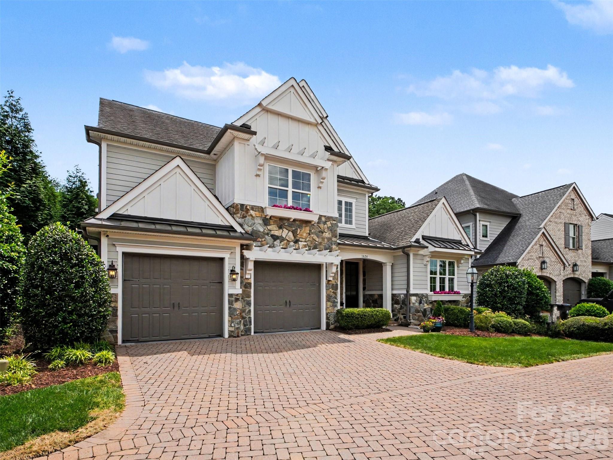 1020 N Sharon Amity Road, Charlotte, NC - photo 4 of 47