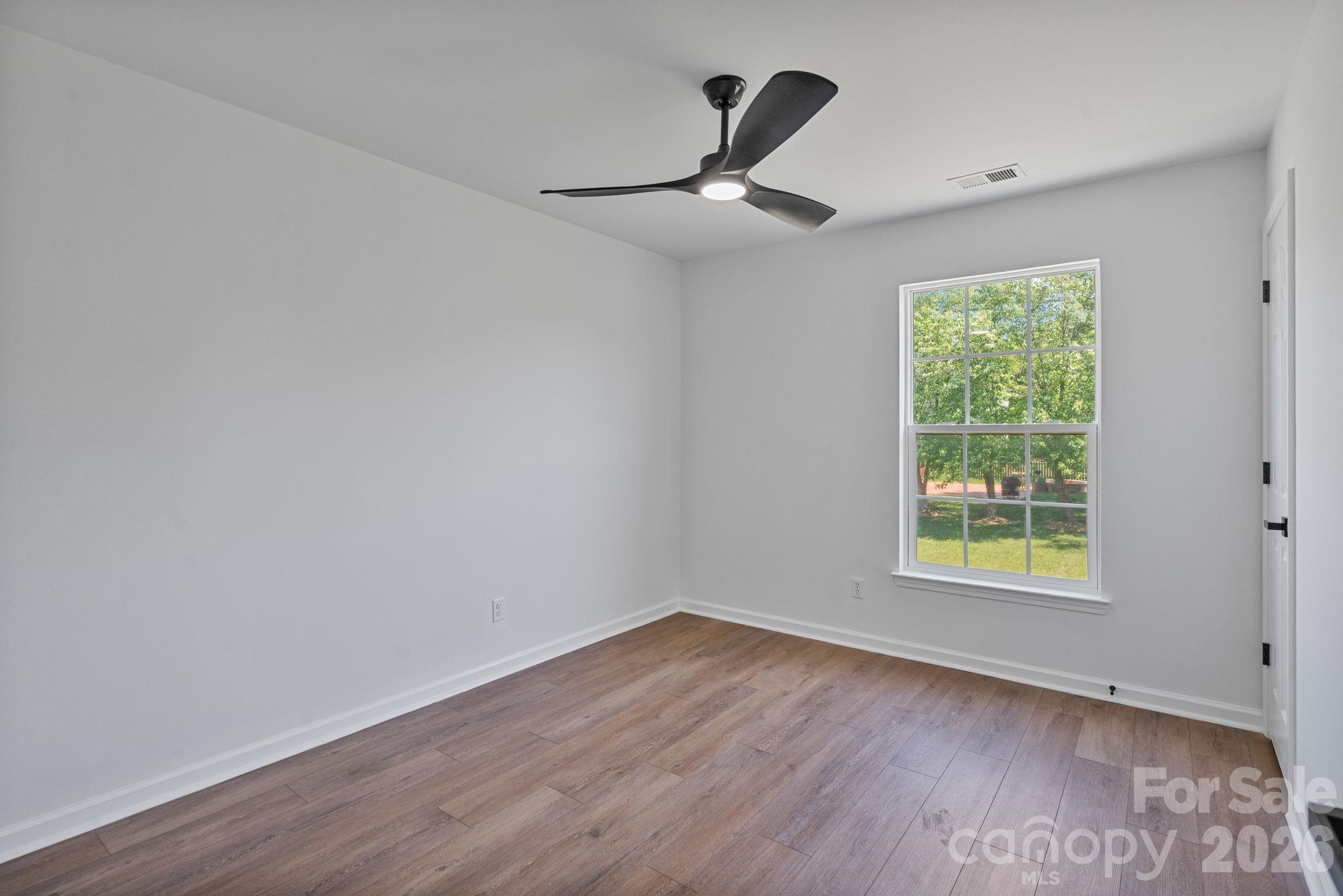 Photo 34 of 10410 Roundleaf Drive, Charlotte, NC