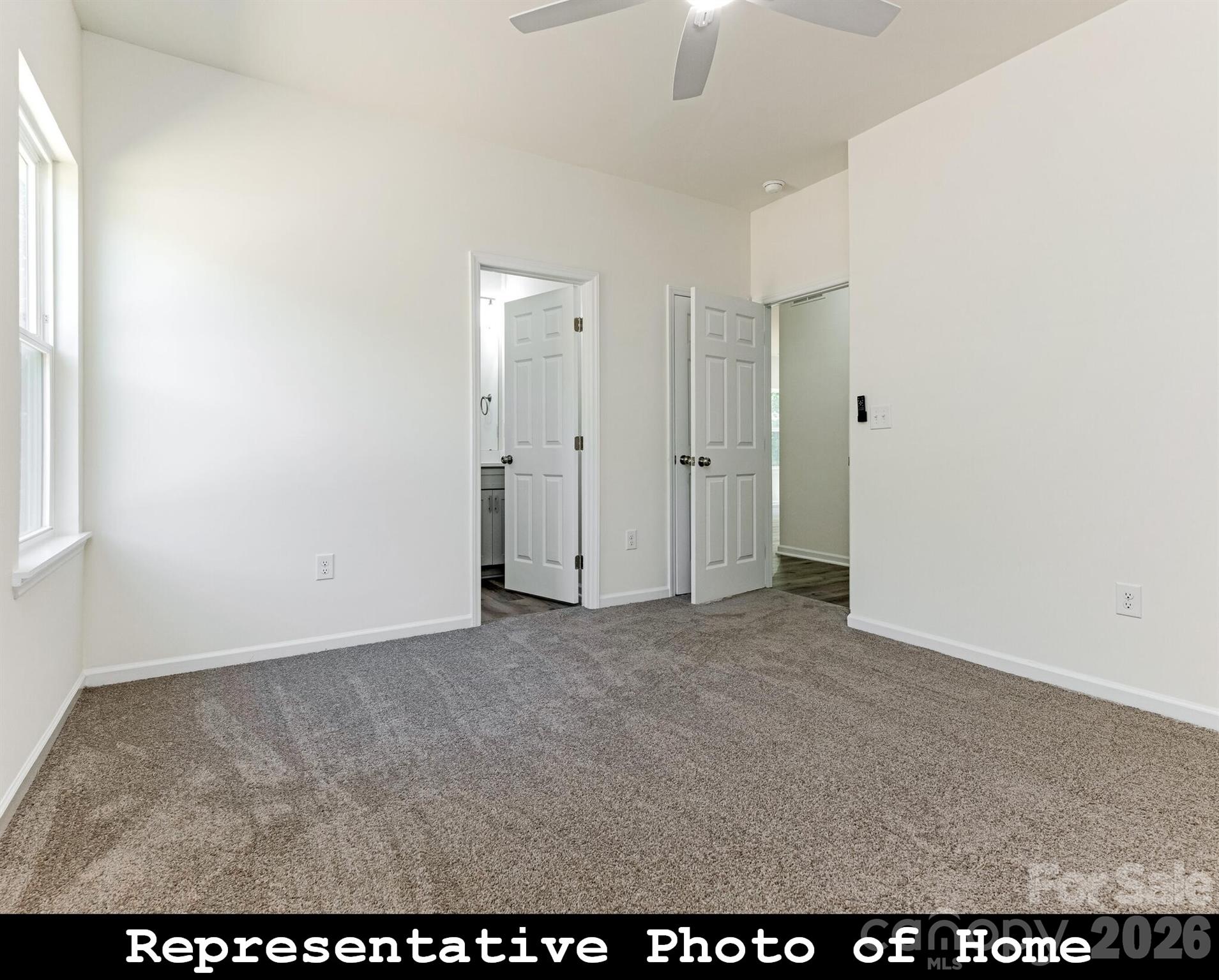 Photo 13 of 962 S Hoskins Road, Charlotte, NC