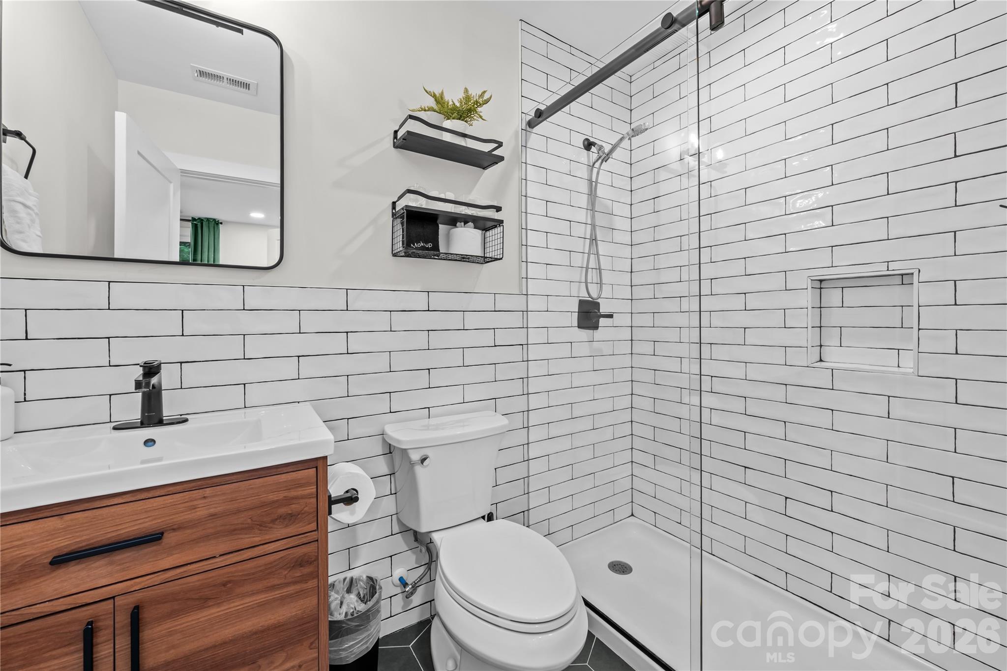 3021 Dogwood Avenue, Charlotte, NC - photo 11 of 19