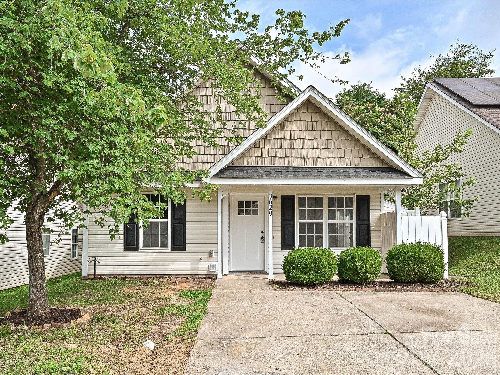Home for sale at 3629 Silver Ore Lane, Charlotte, NC — photo 1 of 25