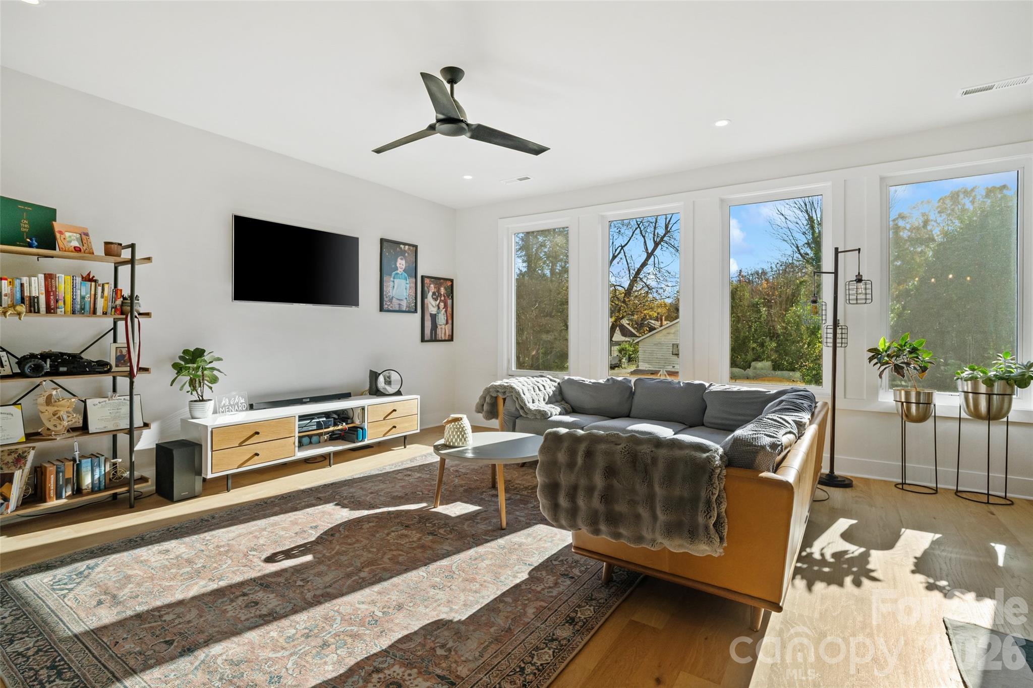 Photo 14 of 1549 Pinecrest Avenue, Charlotte, NC