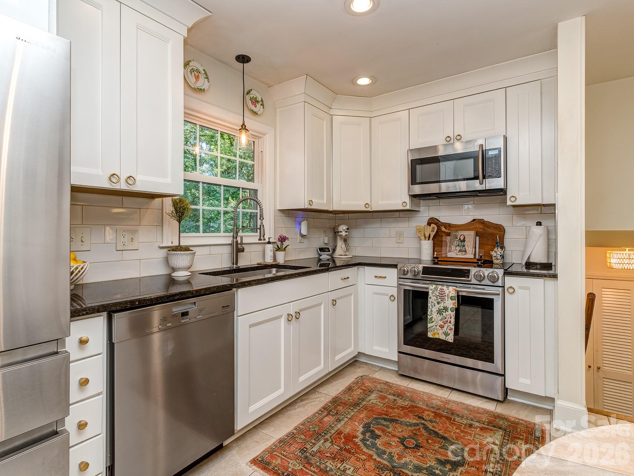 Photo 11 of 6817 Ronda Avenue, Charlotte, NC