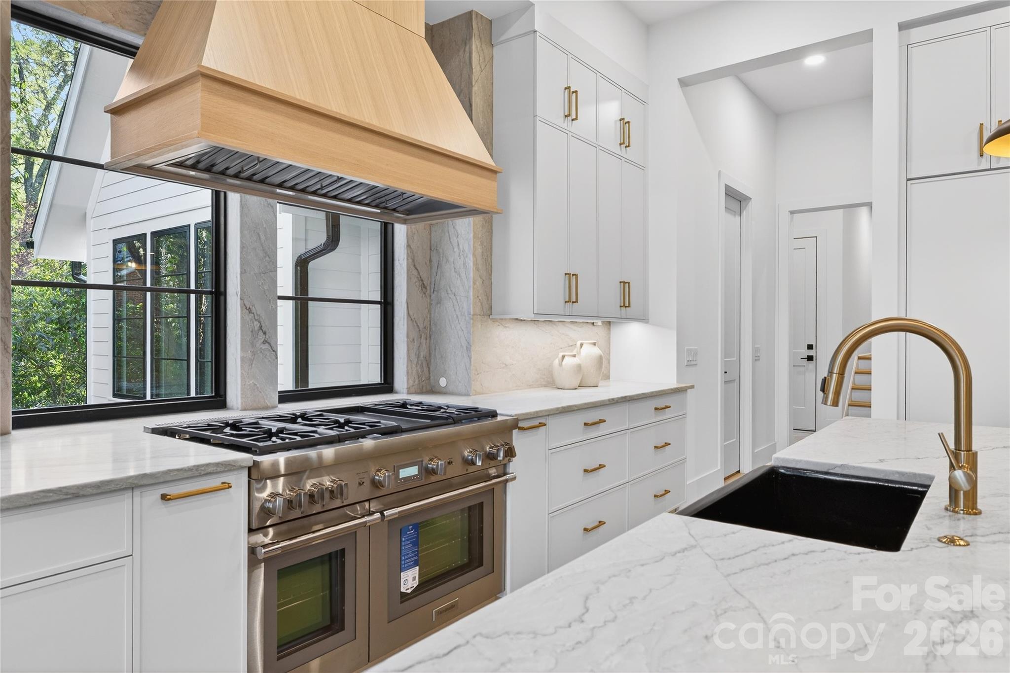 Photo 15 of 1209 Meadowood Lane, Charlotte, NC