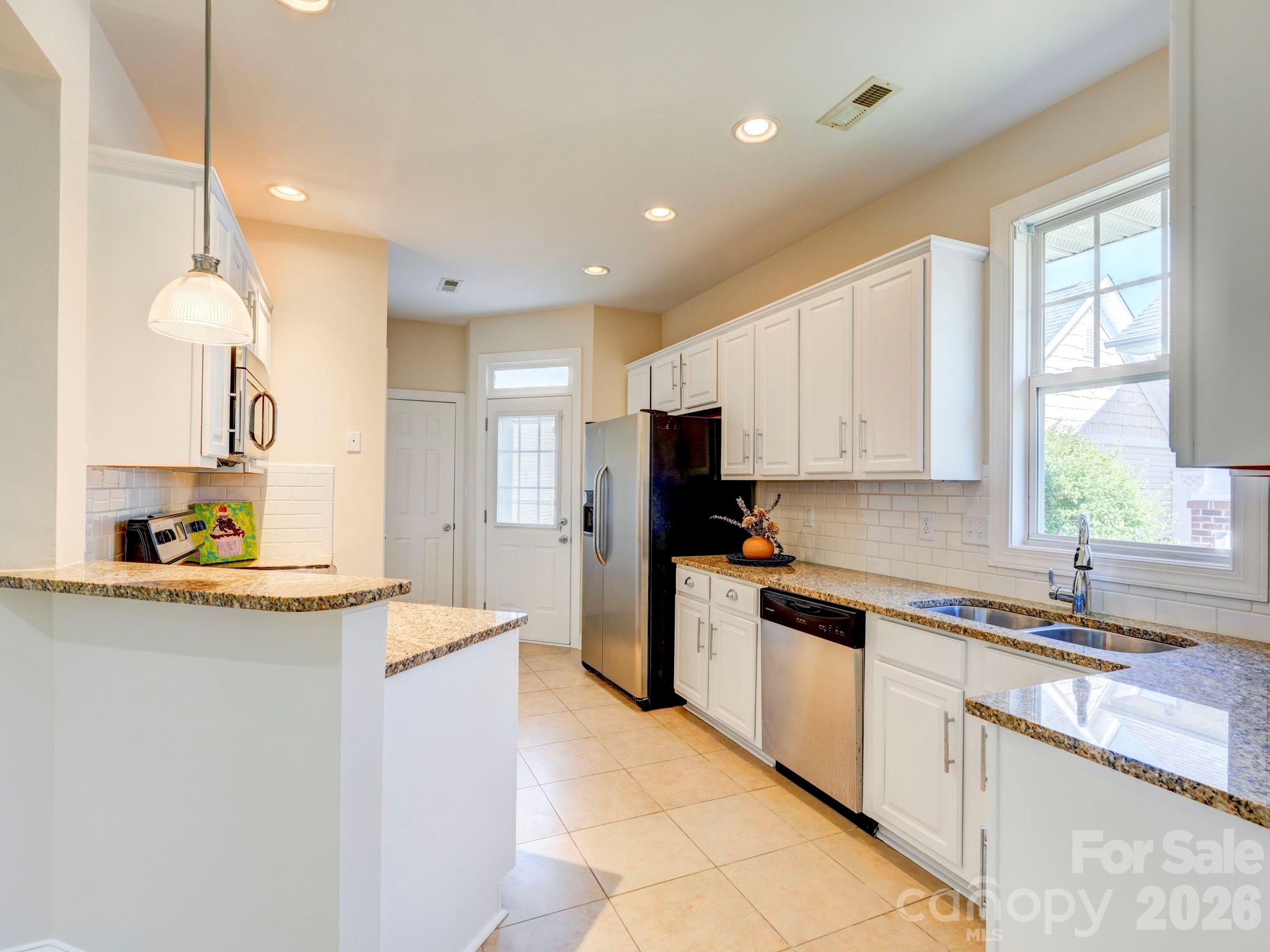 2025 Gable Way Lane, Matthews, NC - photo 21 of 37