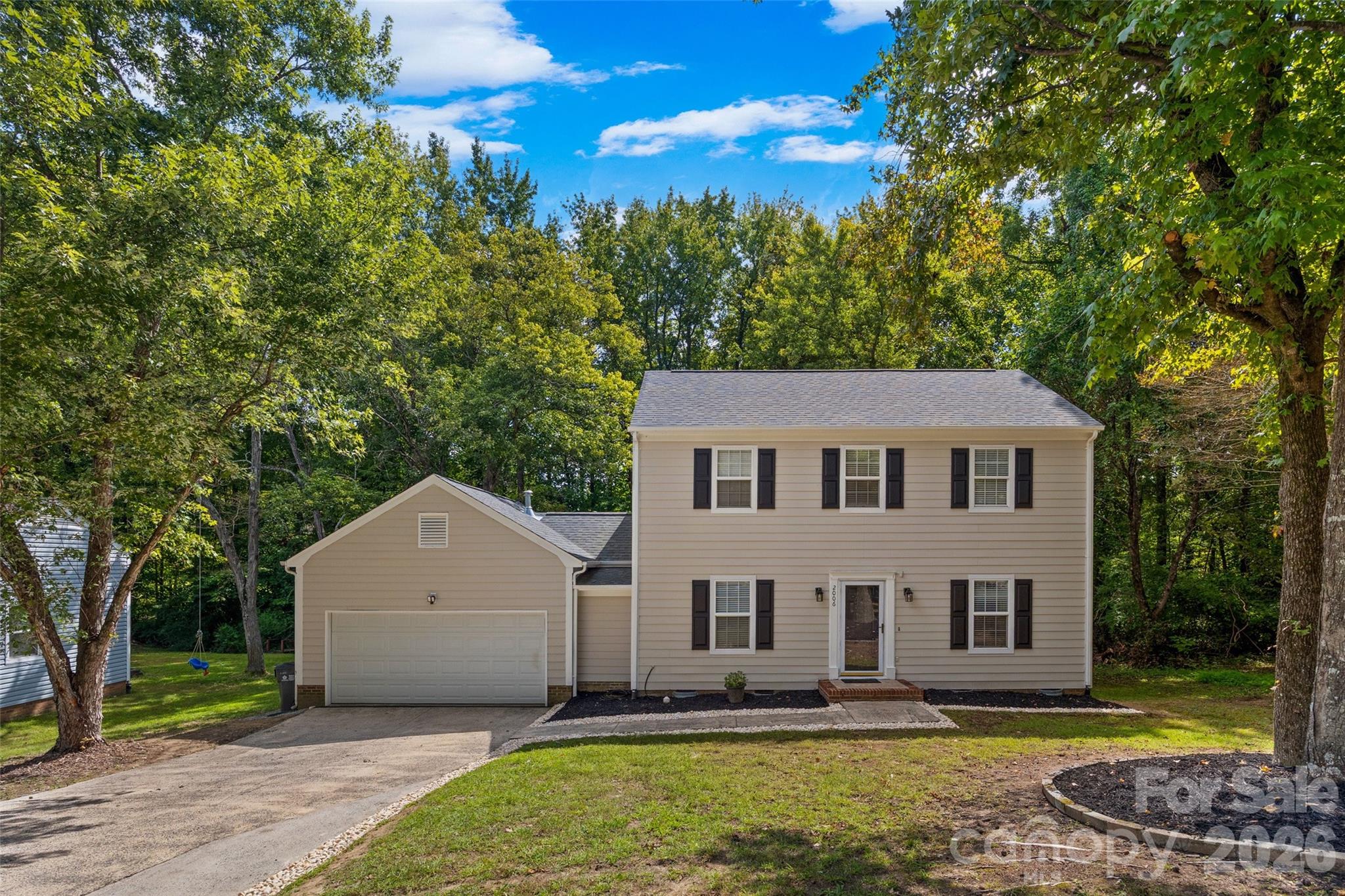 Home for sale at 2006 Killarney Place, Charlotte, NC — photo 1 of 26