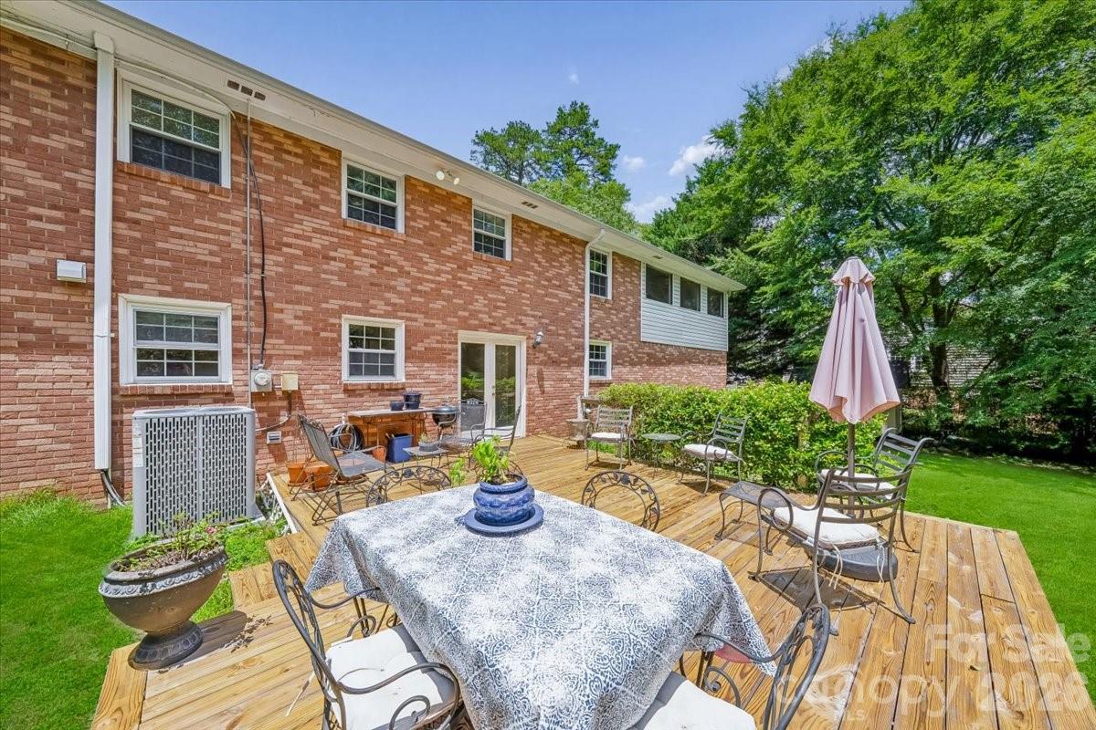 Home for sale at 1135 Blueberry Lane, Charlotte, NC — photo 40 of 48