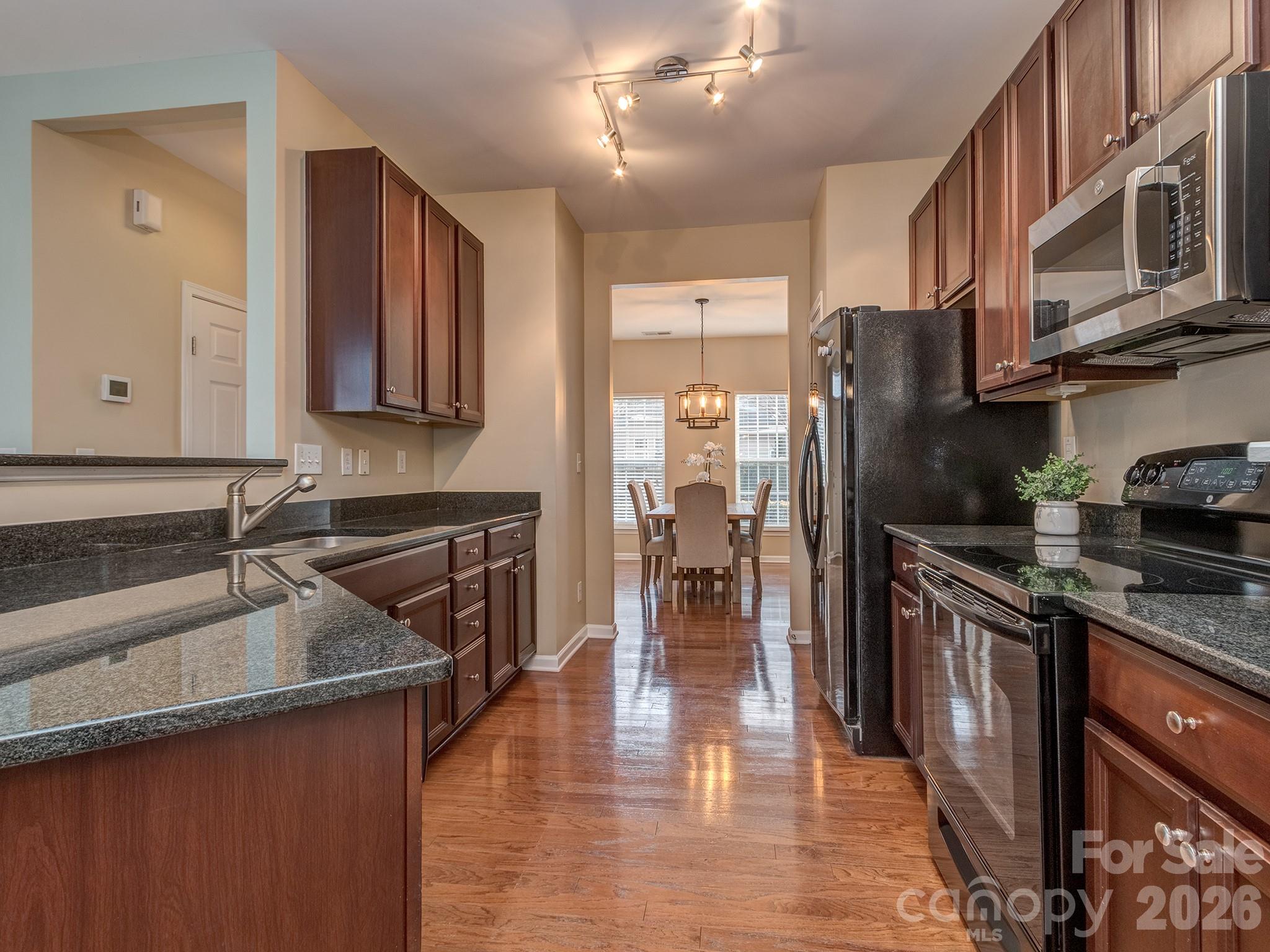 Photo 9 of 5922 Union Pacific Avenue, Charlotte, NC