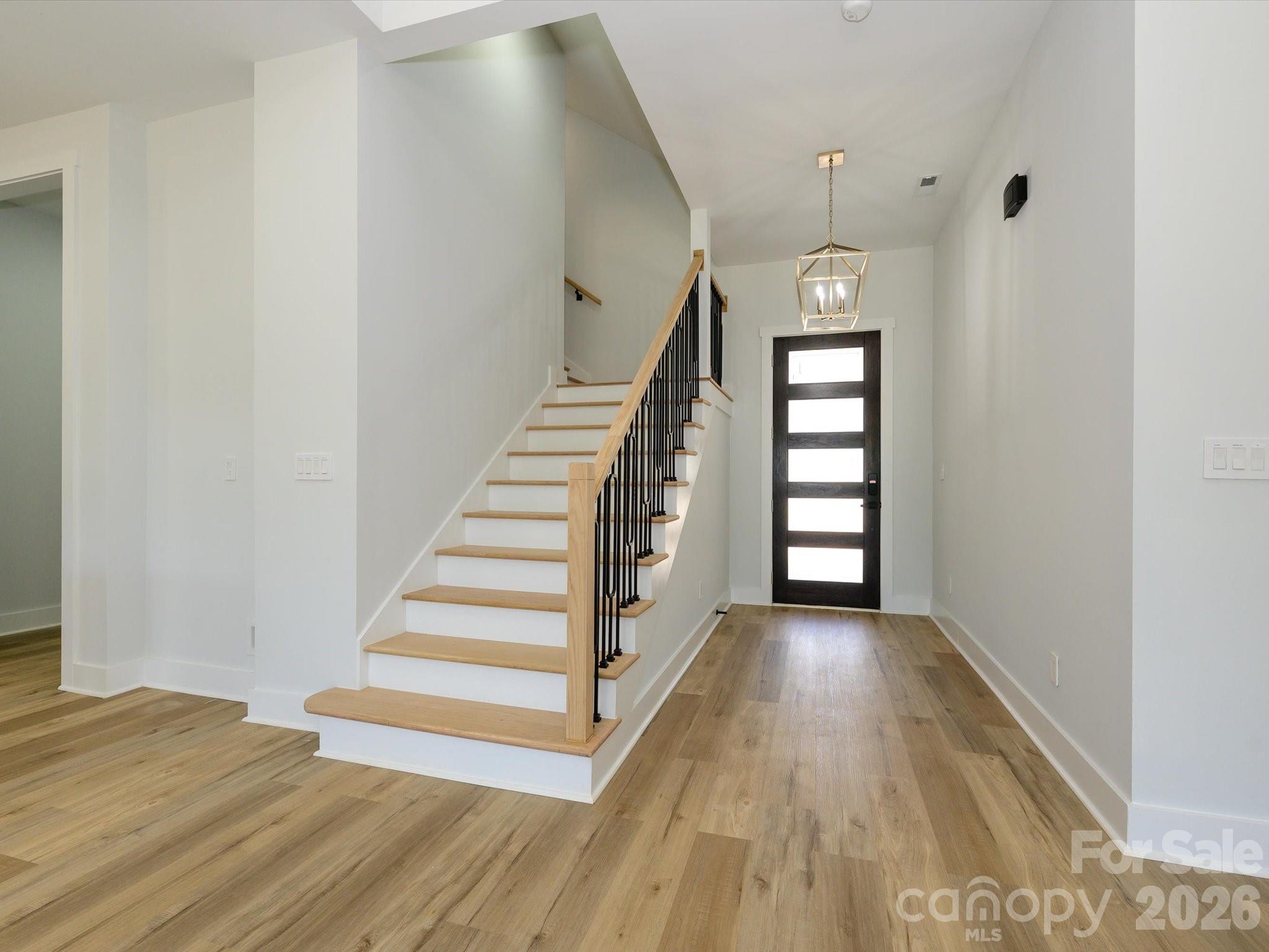 1012 Harrogate Drive, Bessemer City, NC - photo 4 of 41