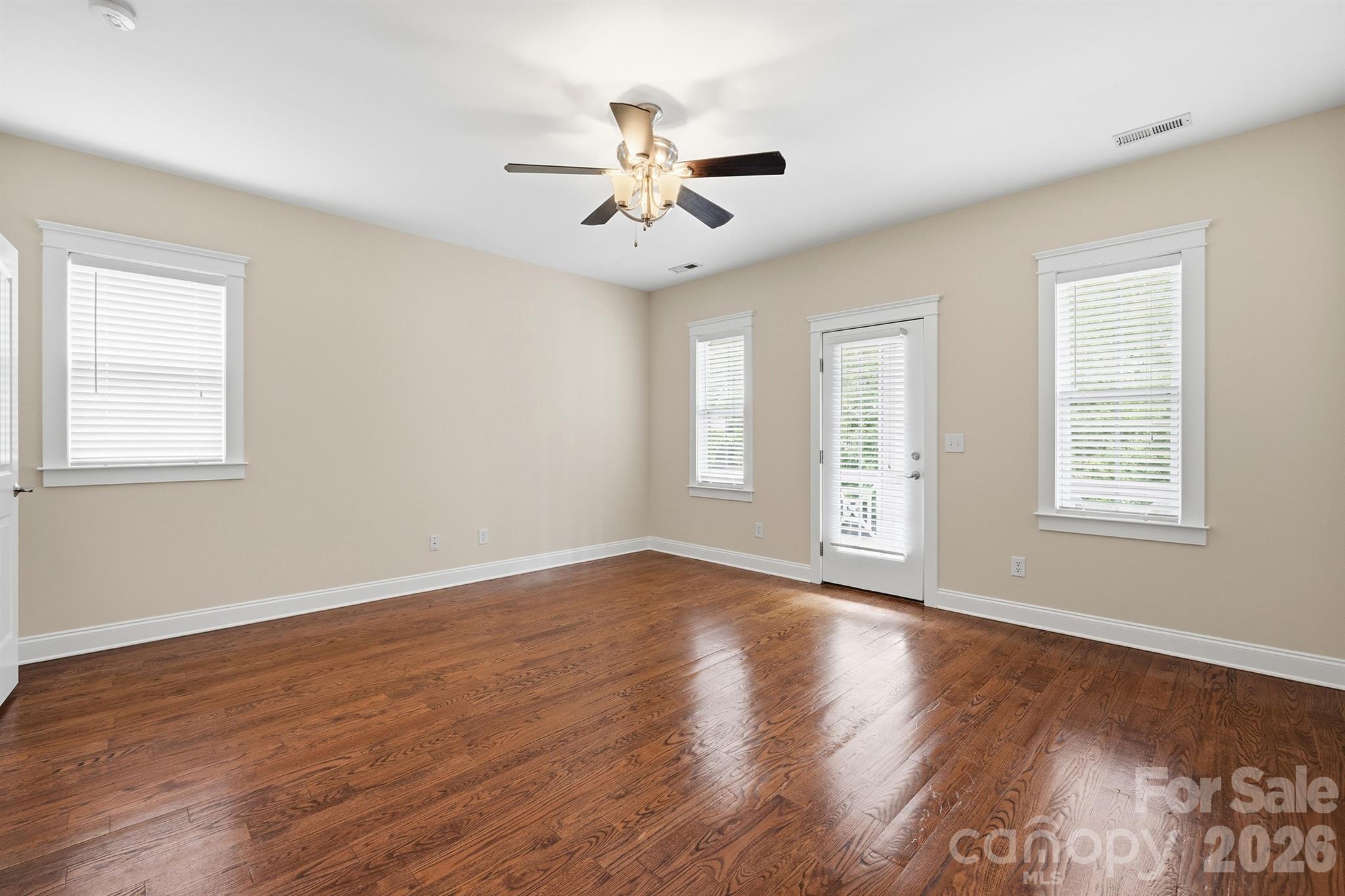 Photo 22 of 717 E 8th Street, Charlotte, NC
