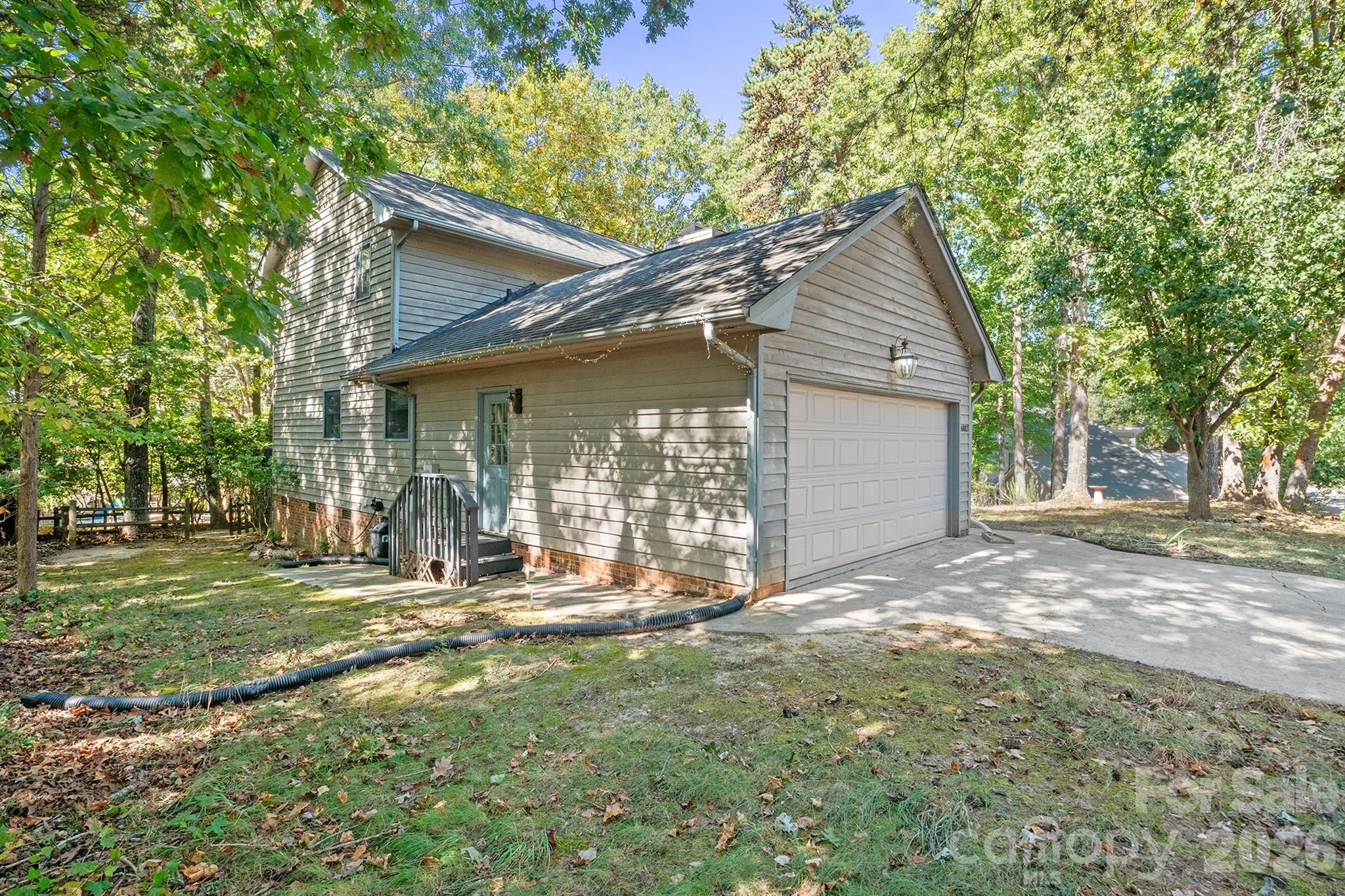 Photo 2 of 16003 Molokai Drive, Tega Cay, SC