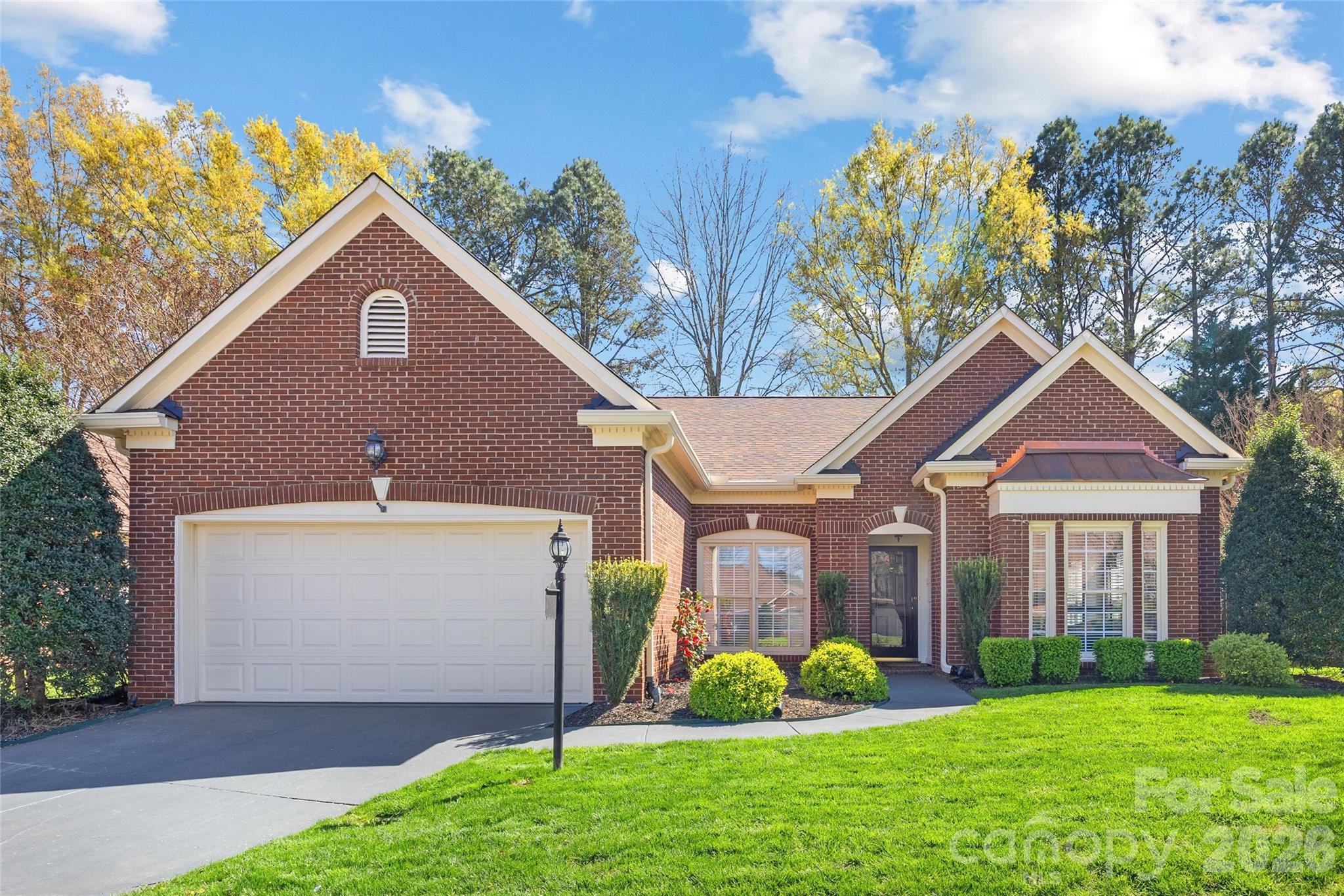 Home for sale at 7211 Baniff Circle, Charlotte, NC — photo 1 of 39