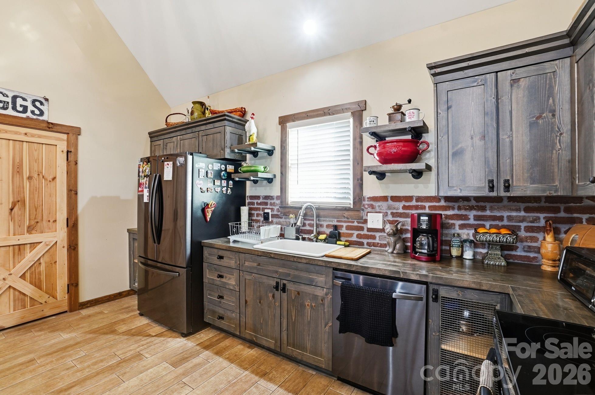 4592 Reid Road, Edgemoor, SC - photo 9 of 44