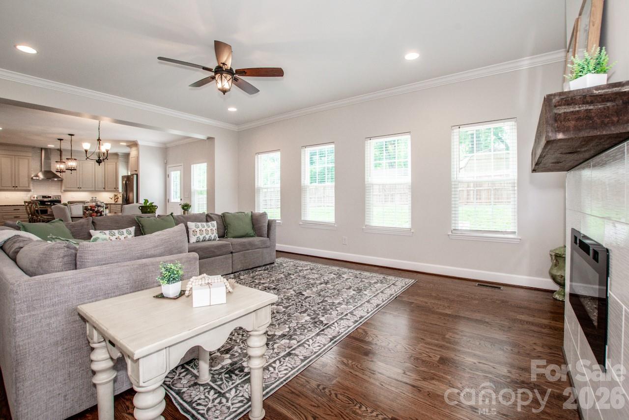 Photo 21 of 3211 Oakdale Road, Charlotte, NC