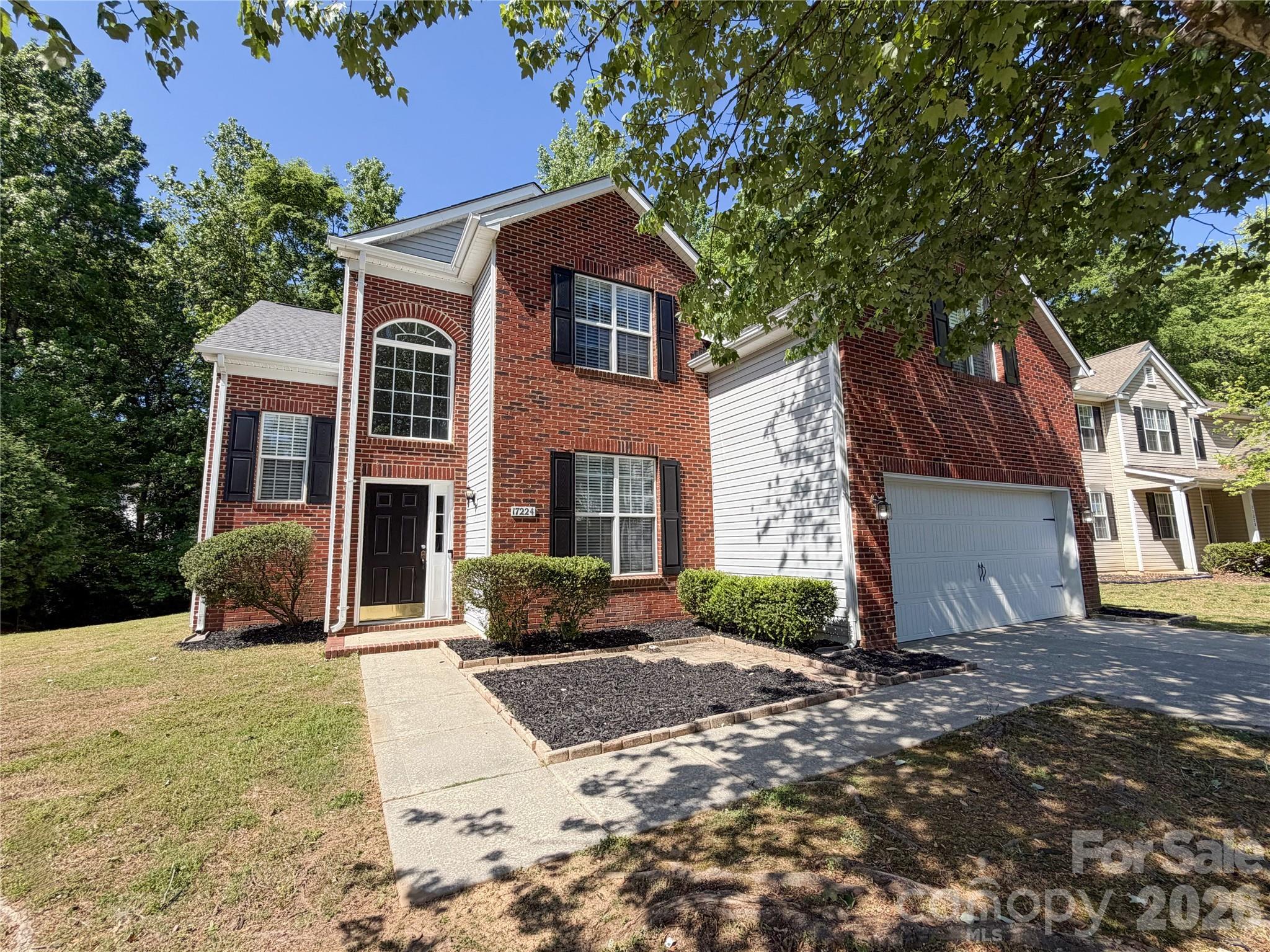 Home for sale at 17224 Cambridge Woods Court, Charlotte, NC — photo 1 of 33