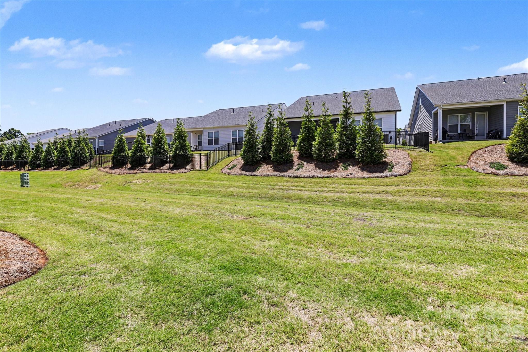 Photo 36 of 9521 Munsing Drive, Charlotte, NC
