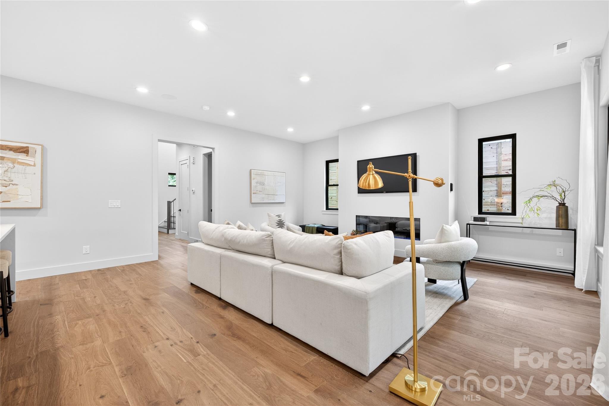 850 Belmont Avenue, Charlotte, NC - photo 8 of 48