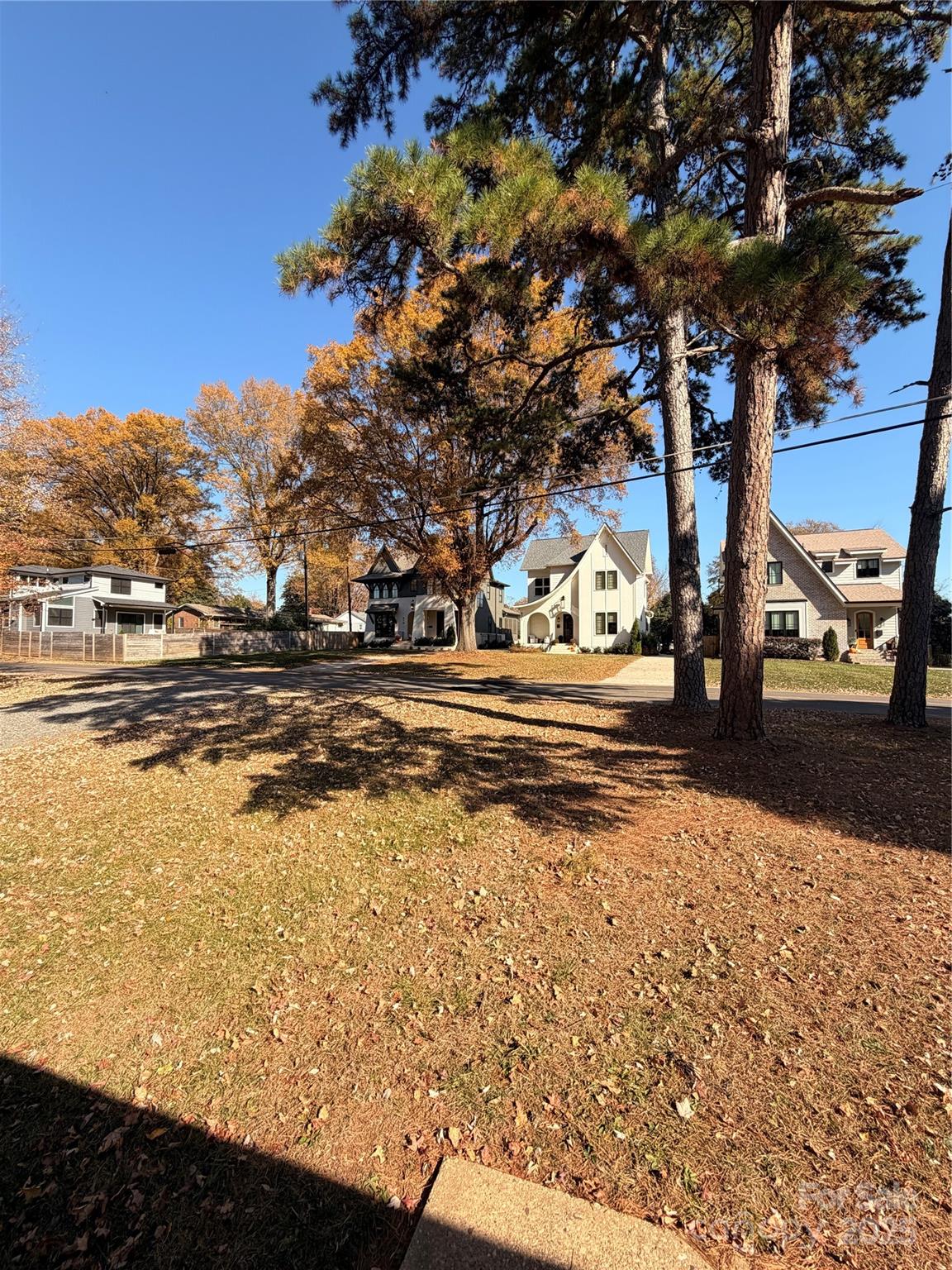 Photo 9 of 828 Tennyson Drive, Charlotte, NC