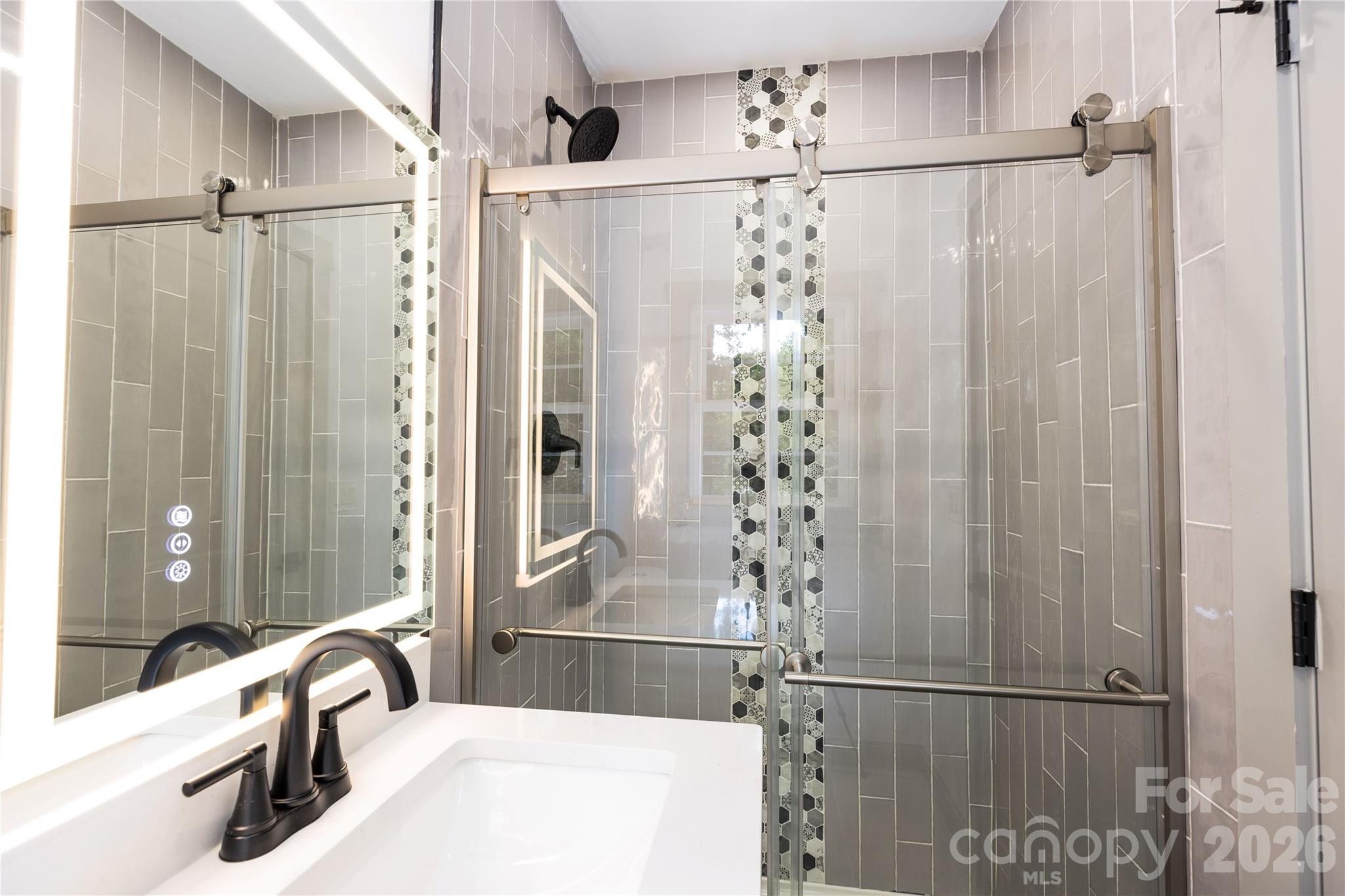 Photo 11 of 6721 Knightswood Drive, Charlotte, NC