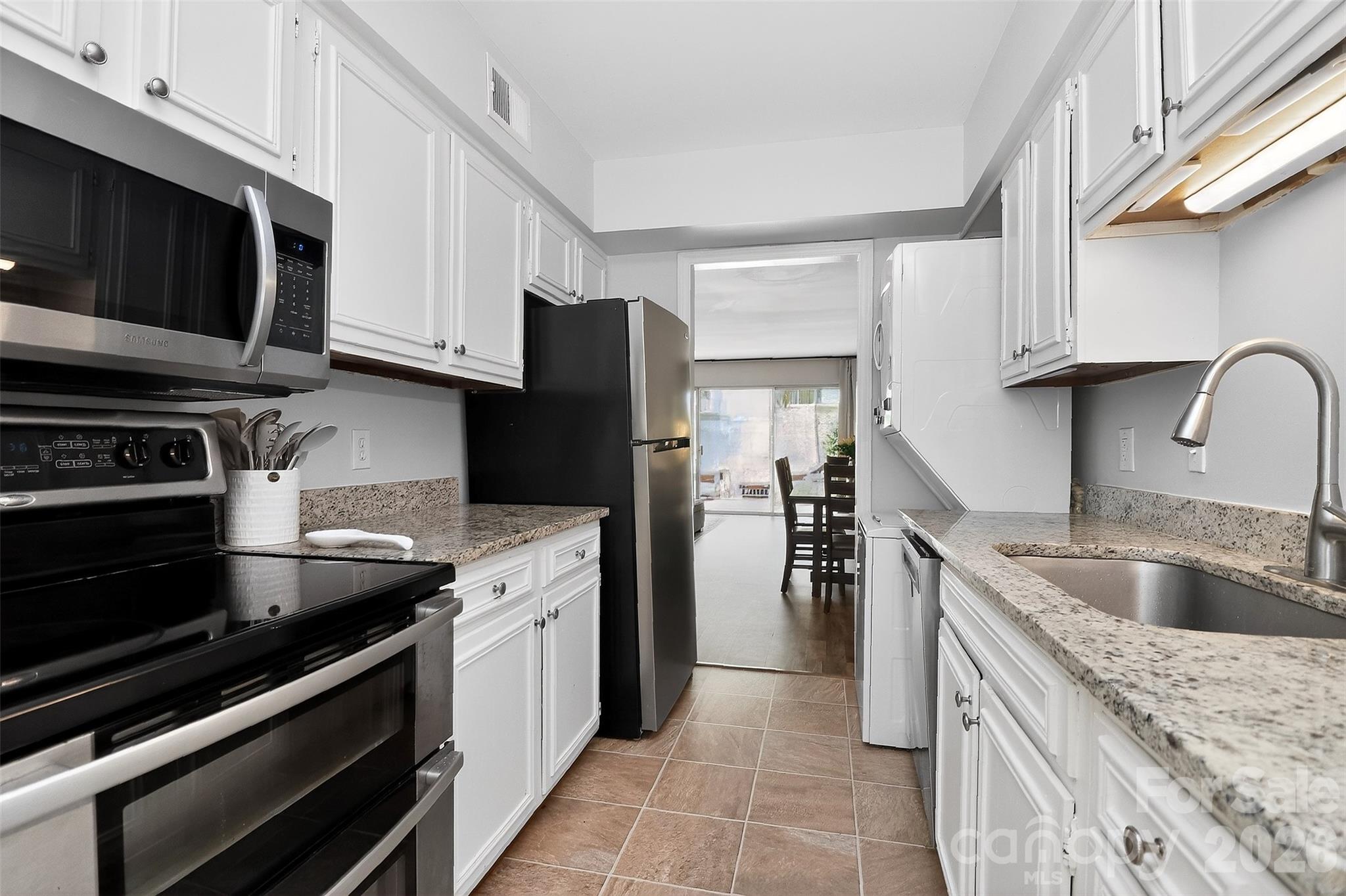 Photo 11 of 7124 Quail Meadow Lane, Charlotte, NC
