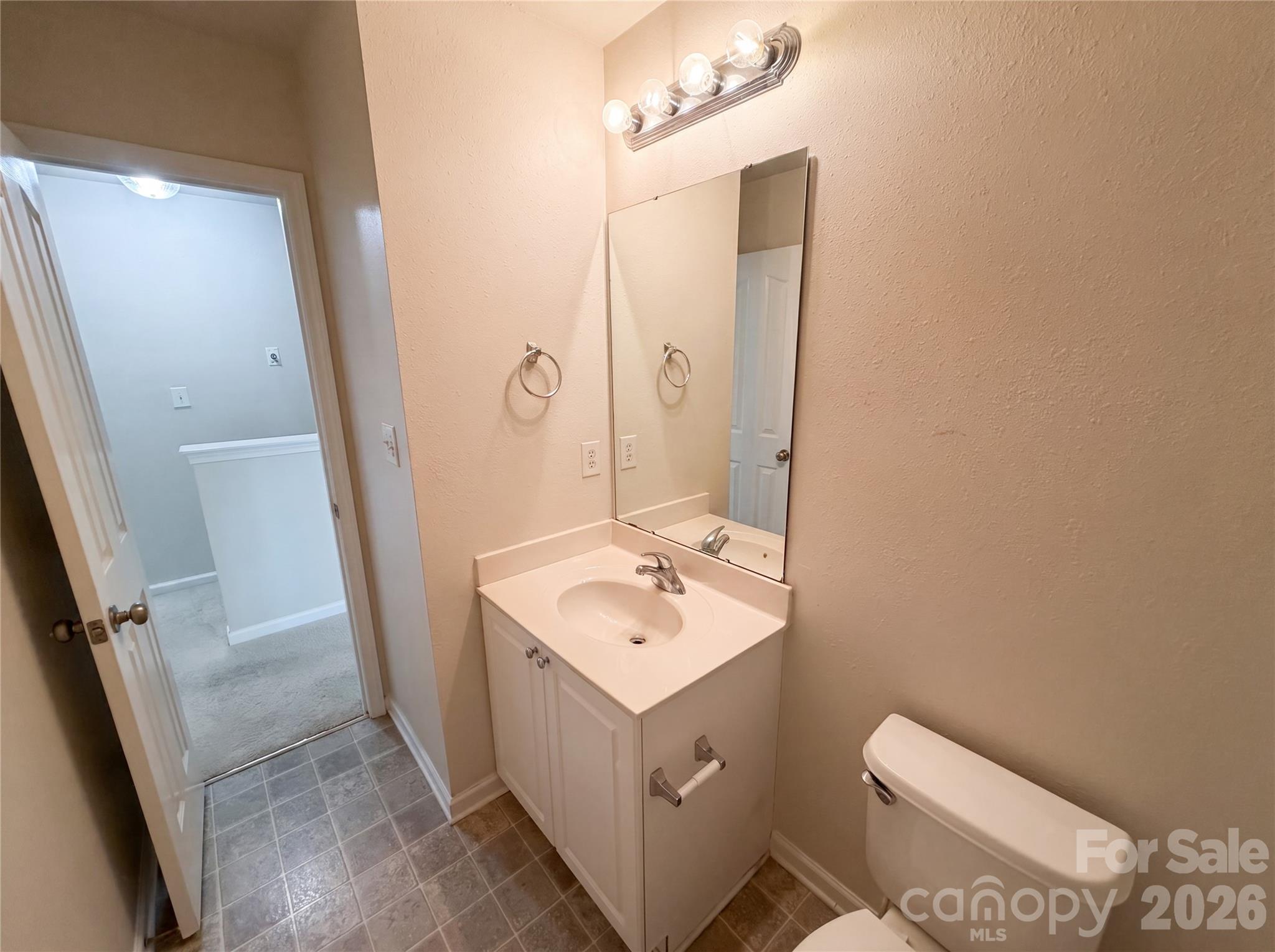 Photo 16 of 1131 Jordans Pond Lane, Charlotte, NC