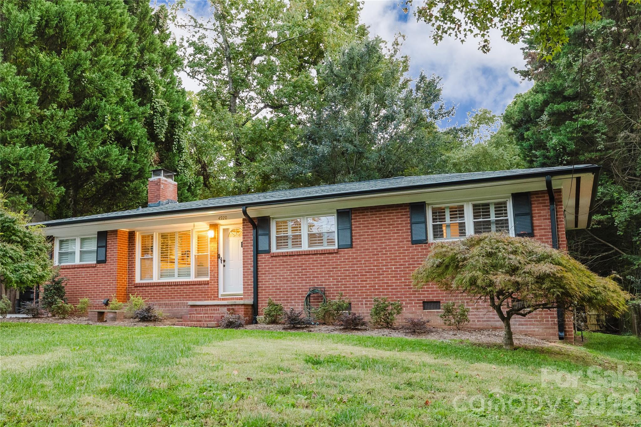 Home for sale at 4920 Raymond Place, Charlotte, NC — photo 1 of 32