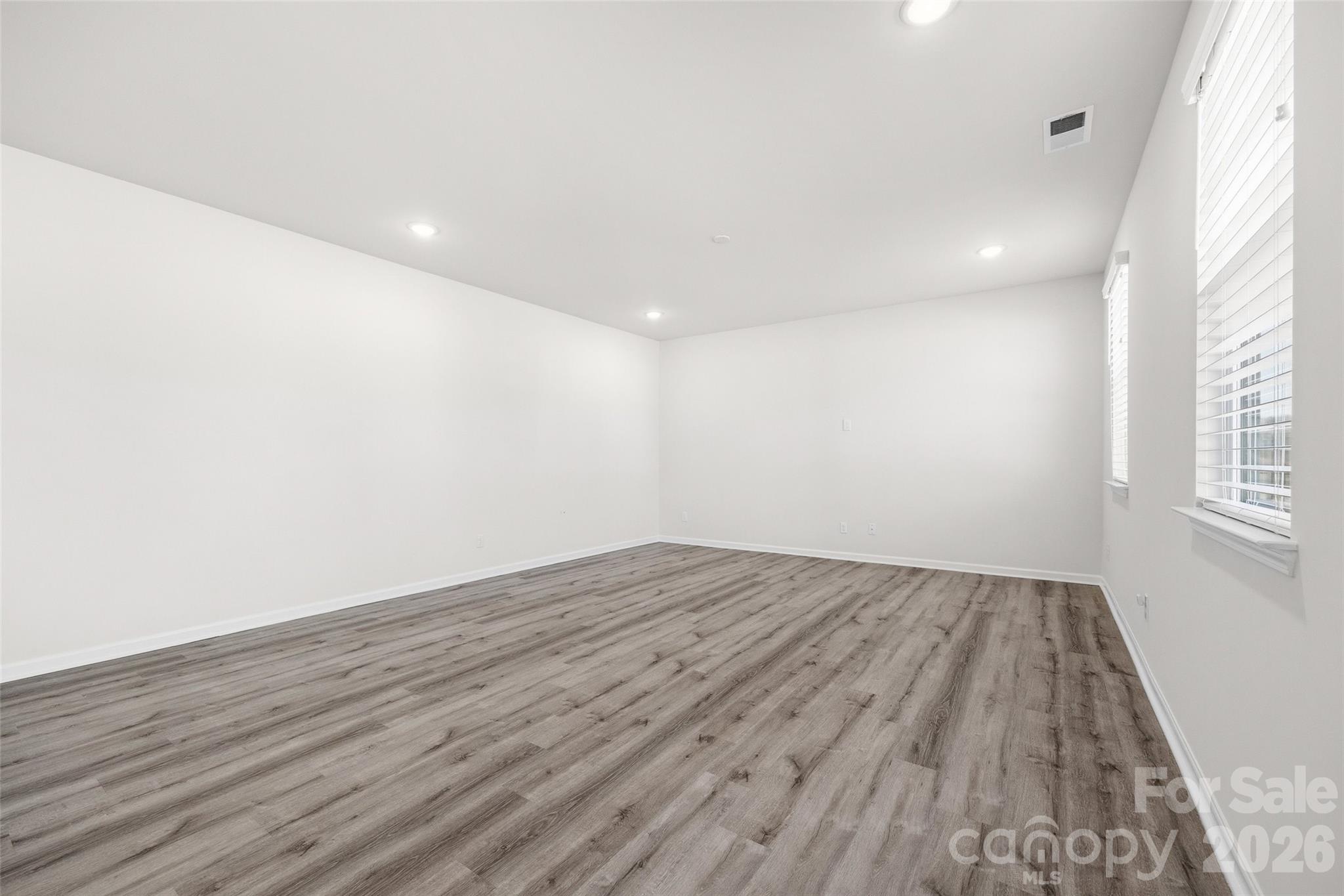 Photo 18 of 7024 Maple Run Circle, Charlotte, NC