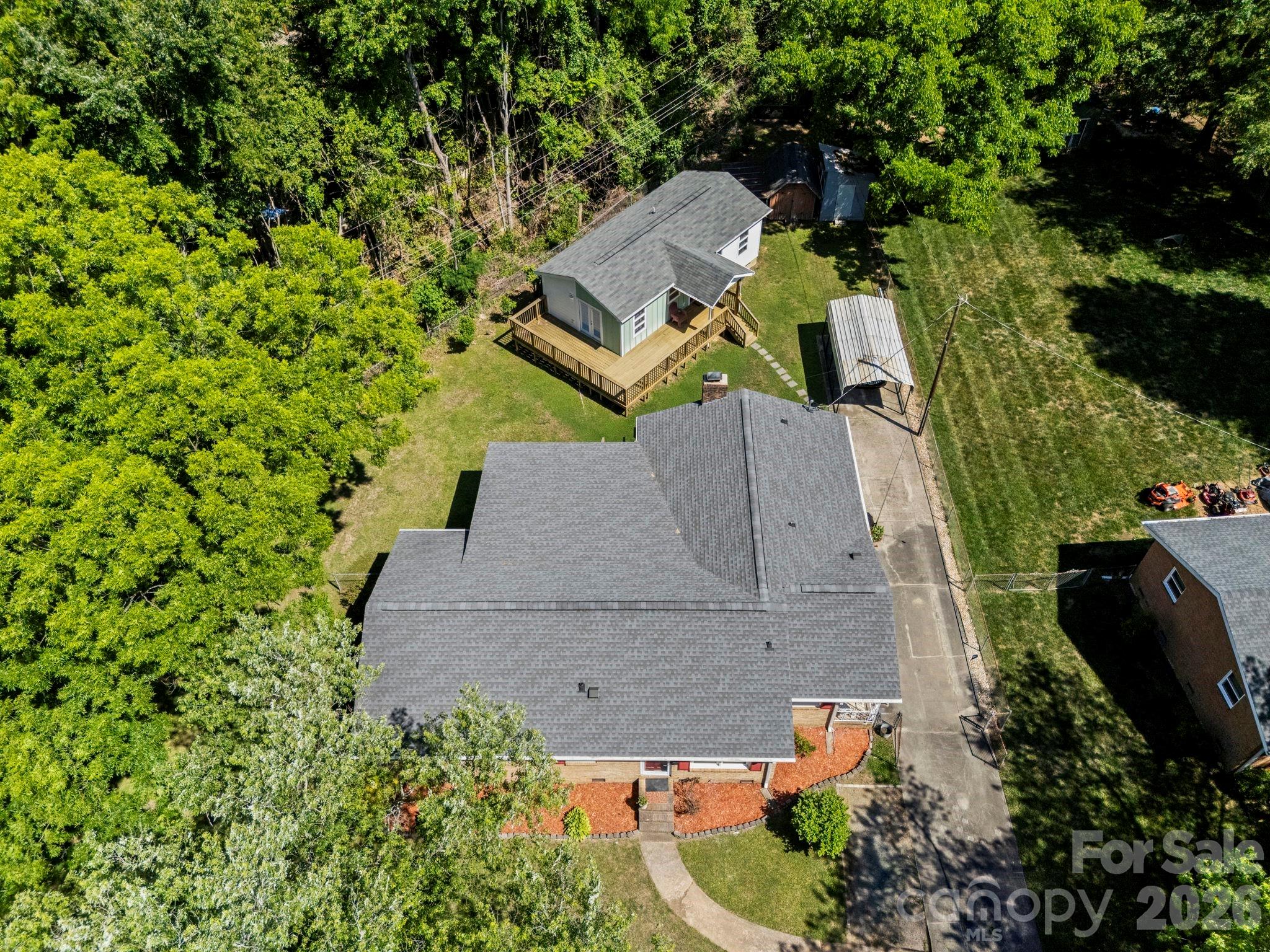 3326 Dunaire Drive, Charlotte, NC - photo 1 of 46