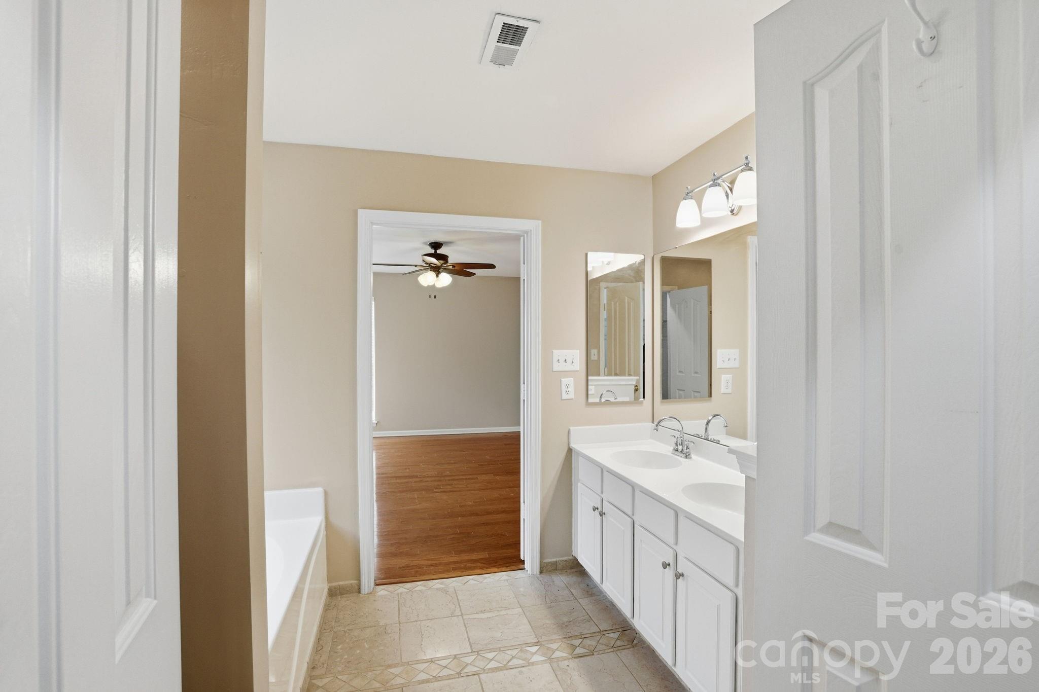 Photo 28 of 6914 Weirton Place, Charlotte, NC