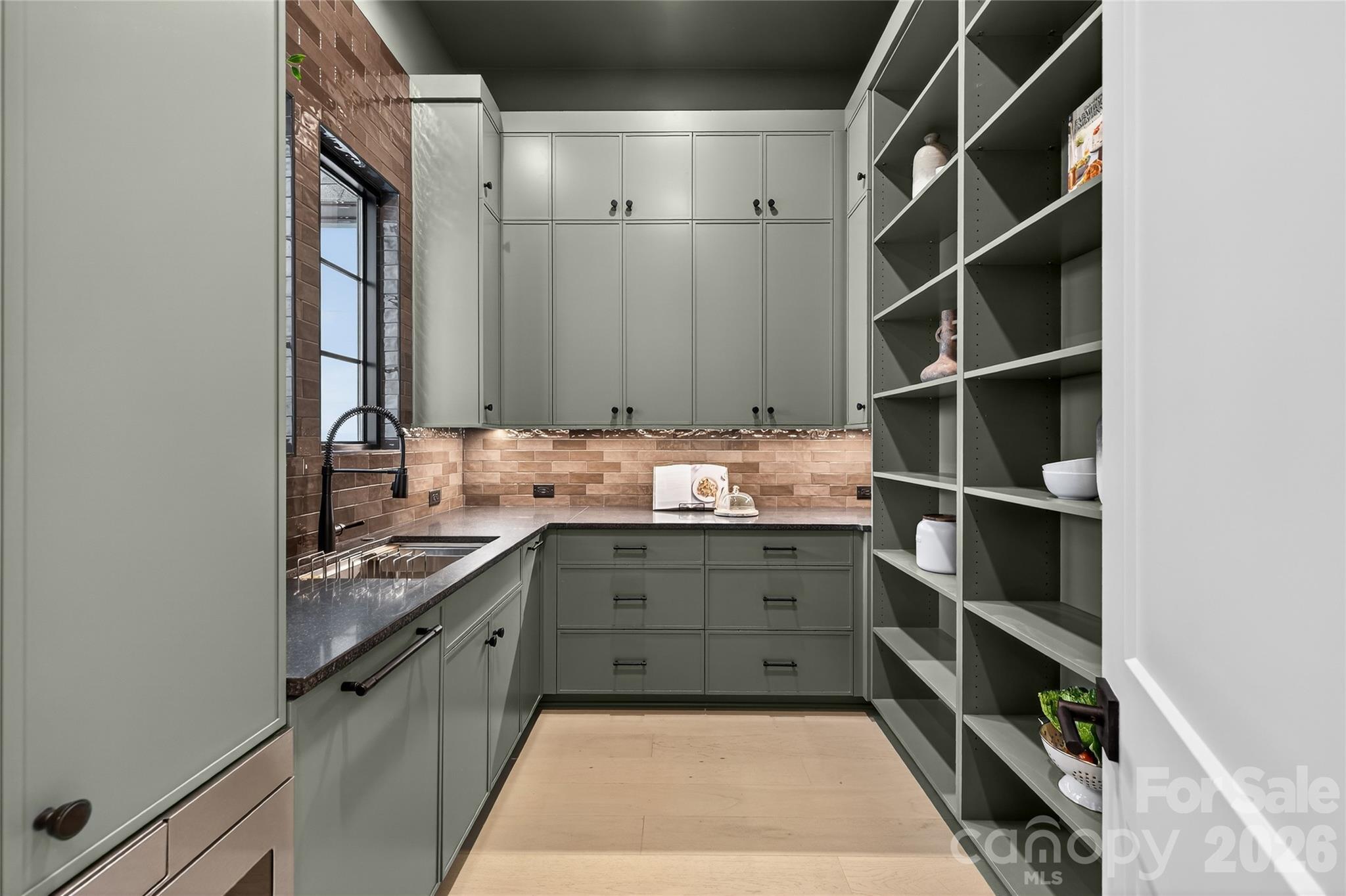 Photo 18 of 1209 Meadowood Lane, Charlotte, NC