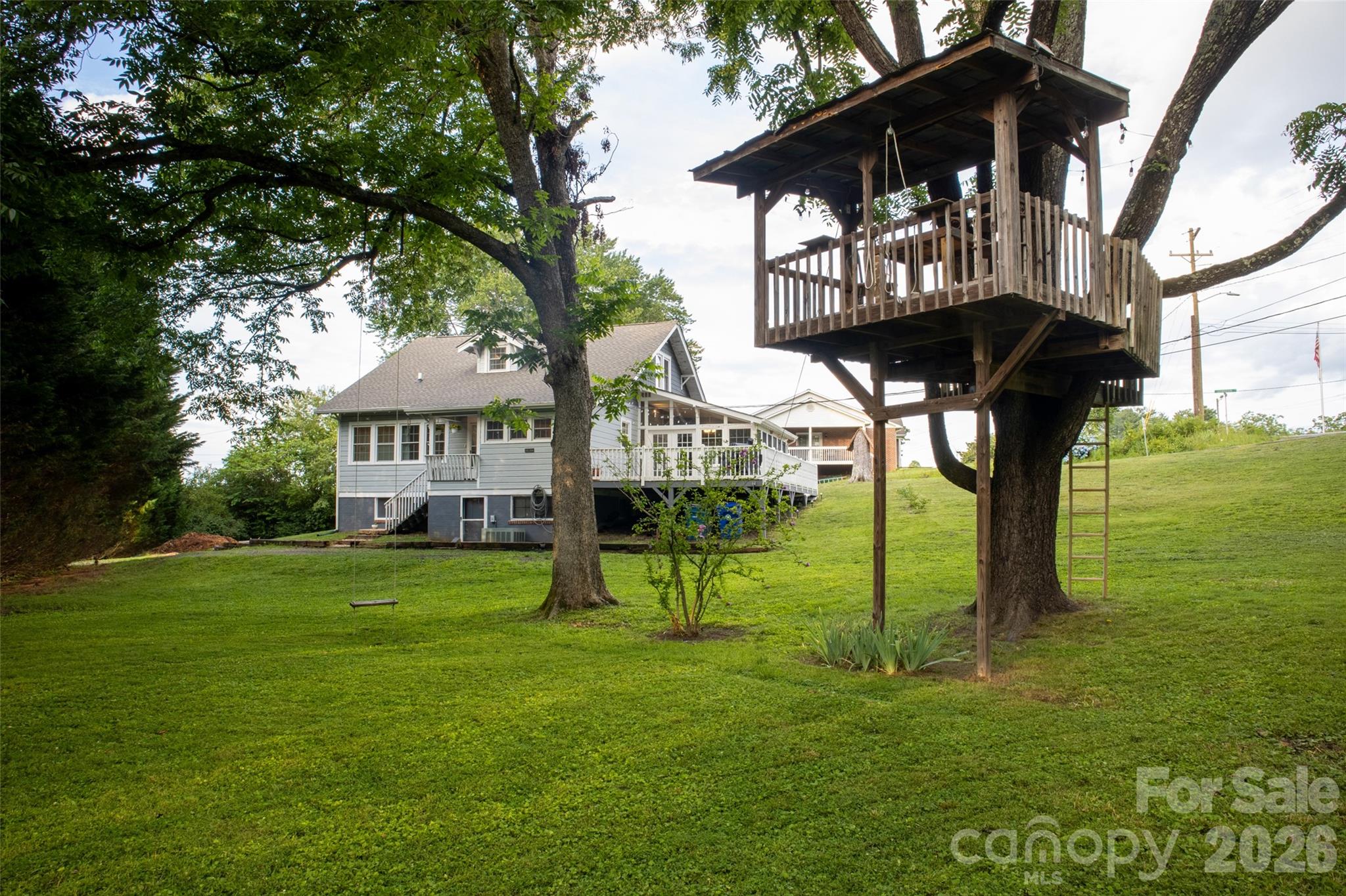 102 Cuthberson Street, Morganton, NC