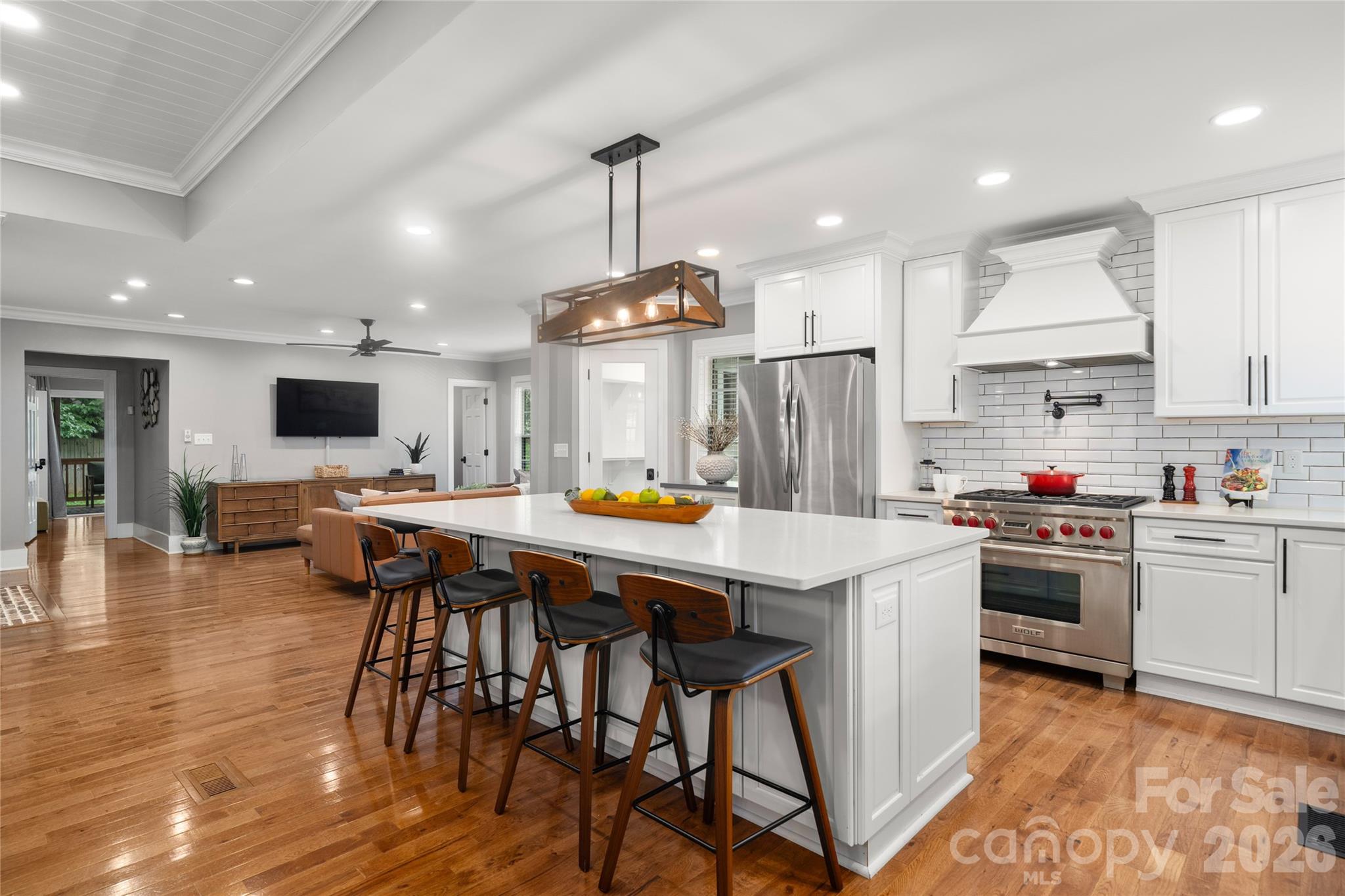 Photo 5 of 1921 Cumberland Avenue, Charlotte, NC