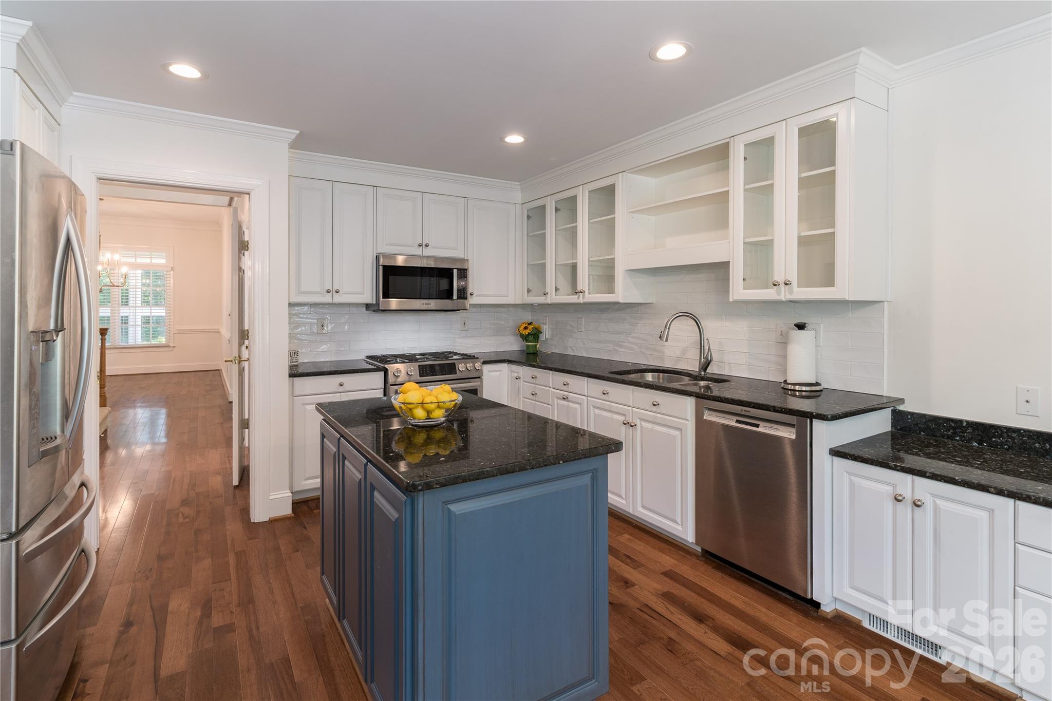 21121 Blakely Shores Drive, Cornelius, NC - photo 13 of 48