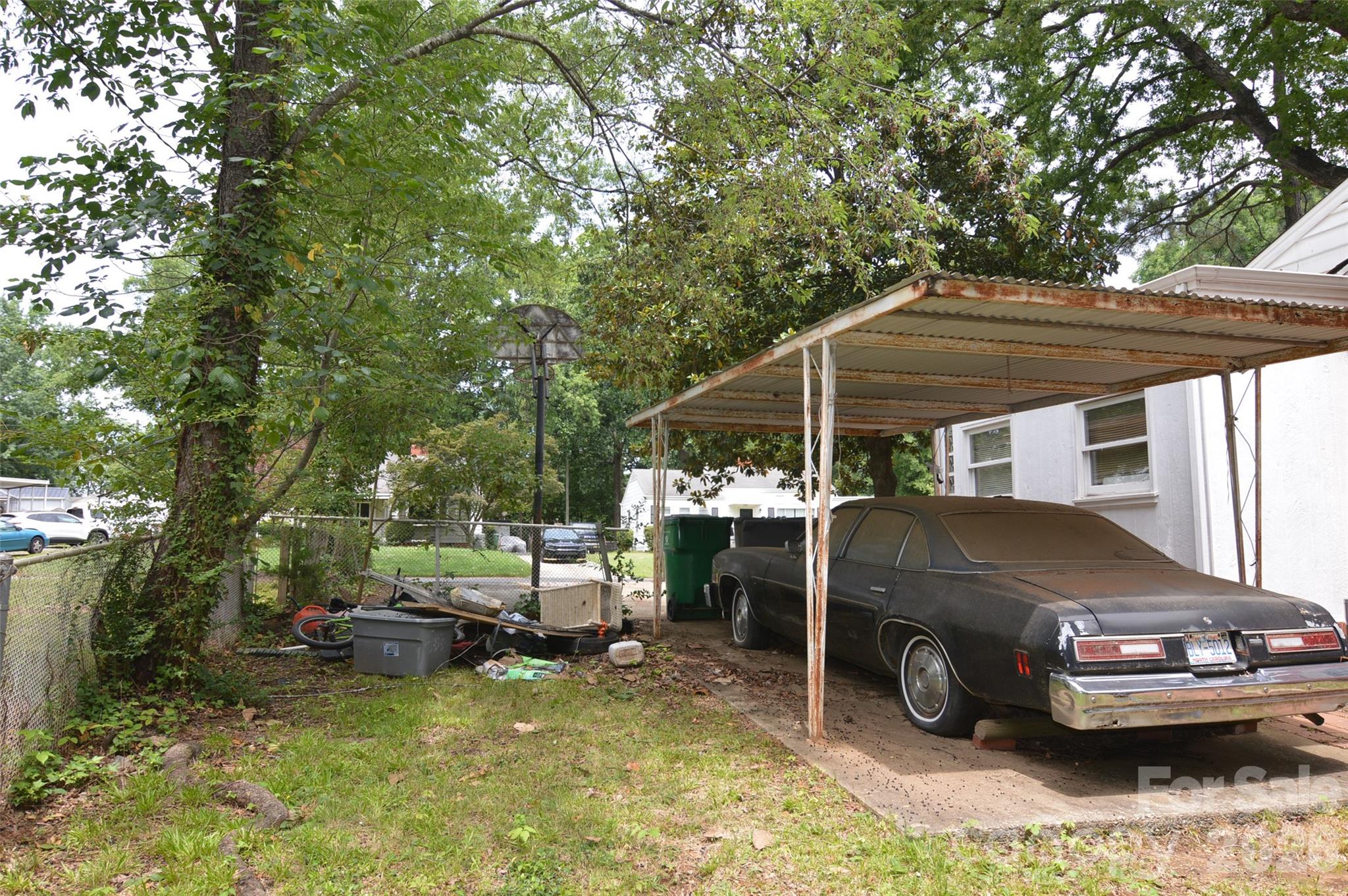 Photo 16 of 2111 Dickens Avenue, Charlotte, NC